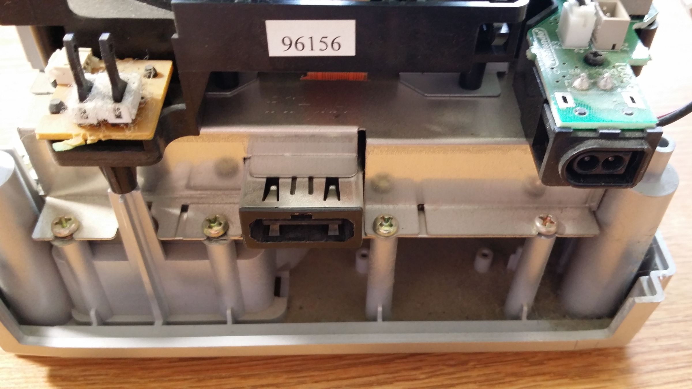 Homemade GameCube Mod-Chip : 10 Steps - Instructables