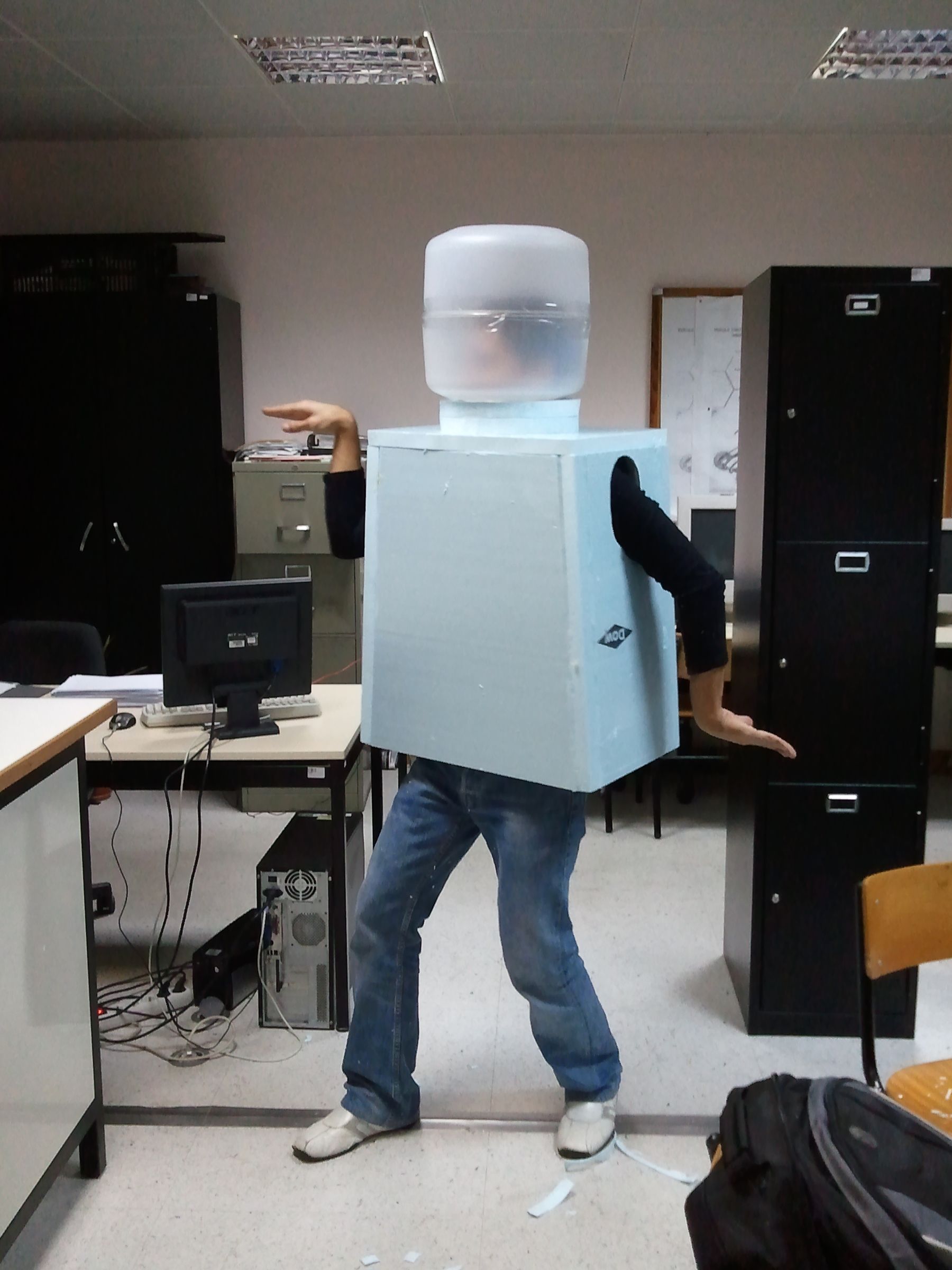 Lego Man Costumes - Remake : 5 Steps - Instructables