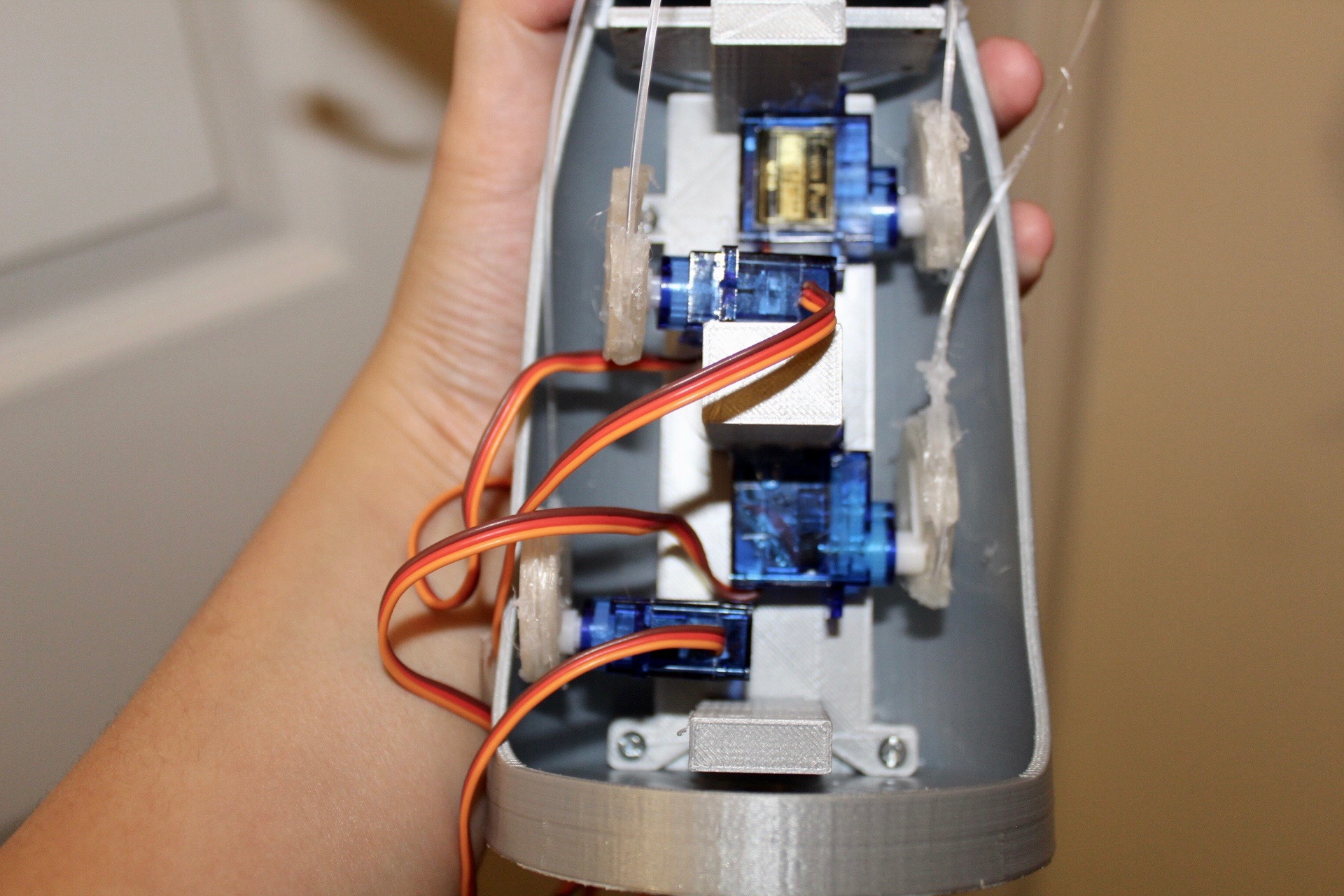 3D Printed Robotic Hand With Bluetooth Control : 18 Steps (with ...