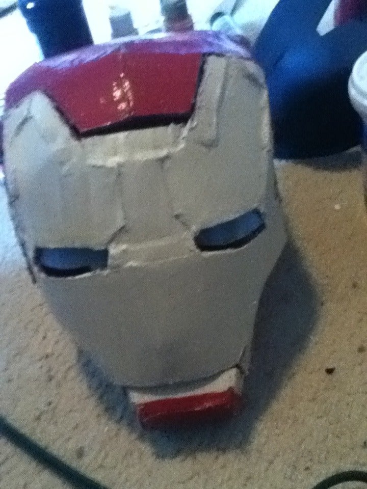 Iron Man Mark 42 Helmet - Instructables
