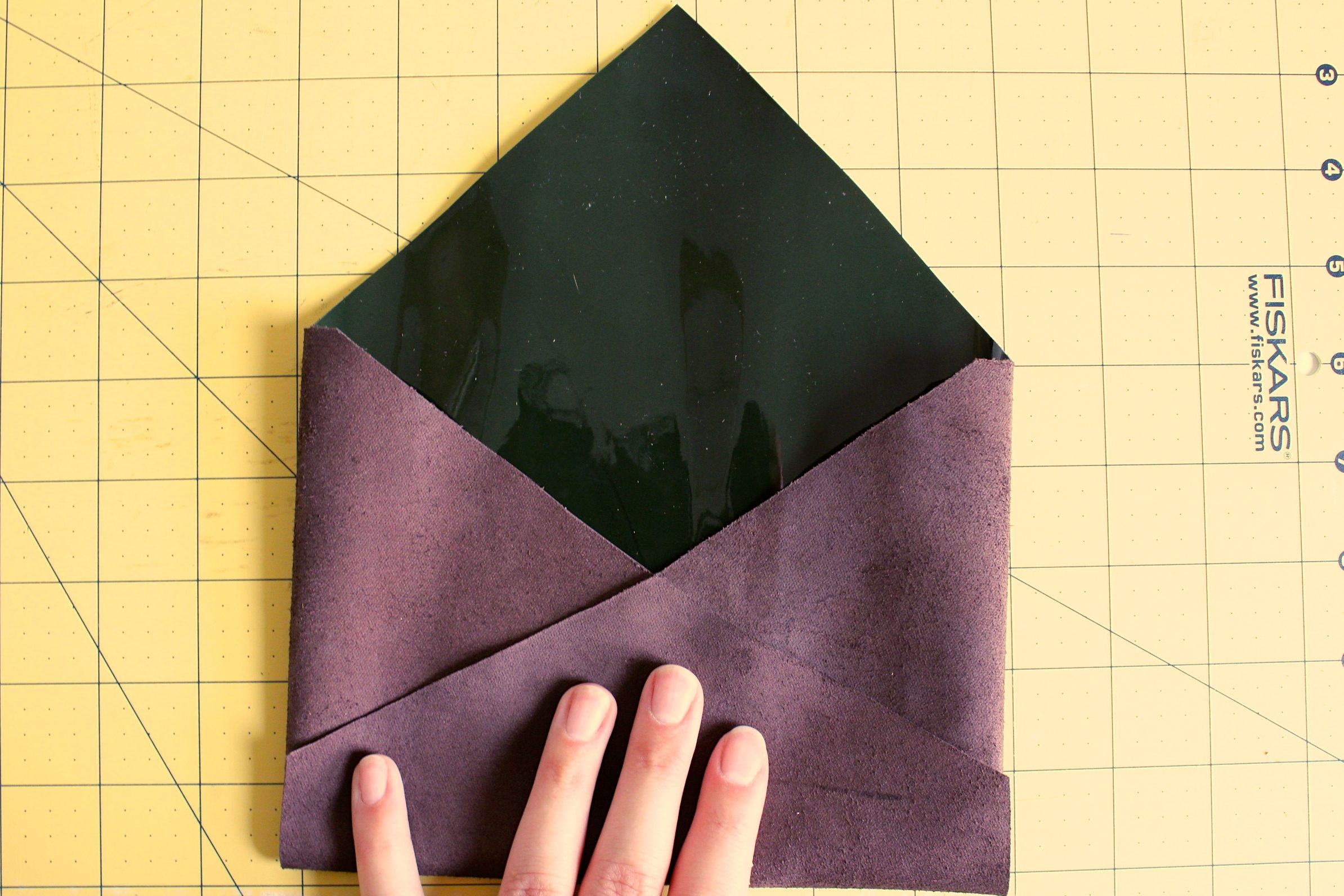 Envelope Clutch Tutorial + Pattern : 5 Steps (with Pictures ...