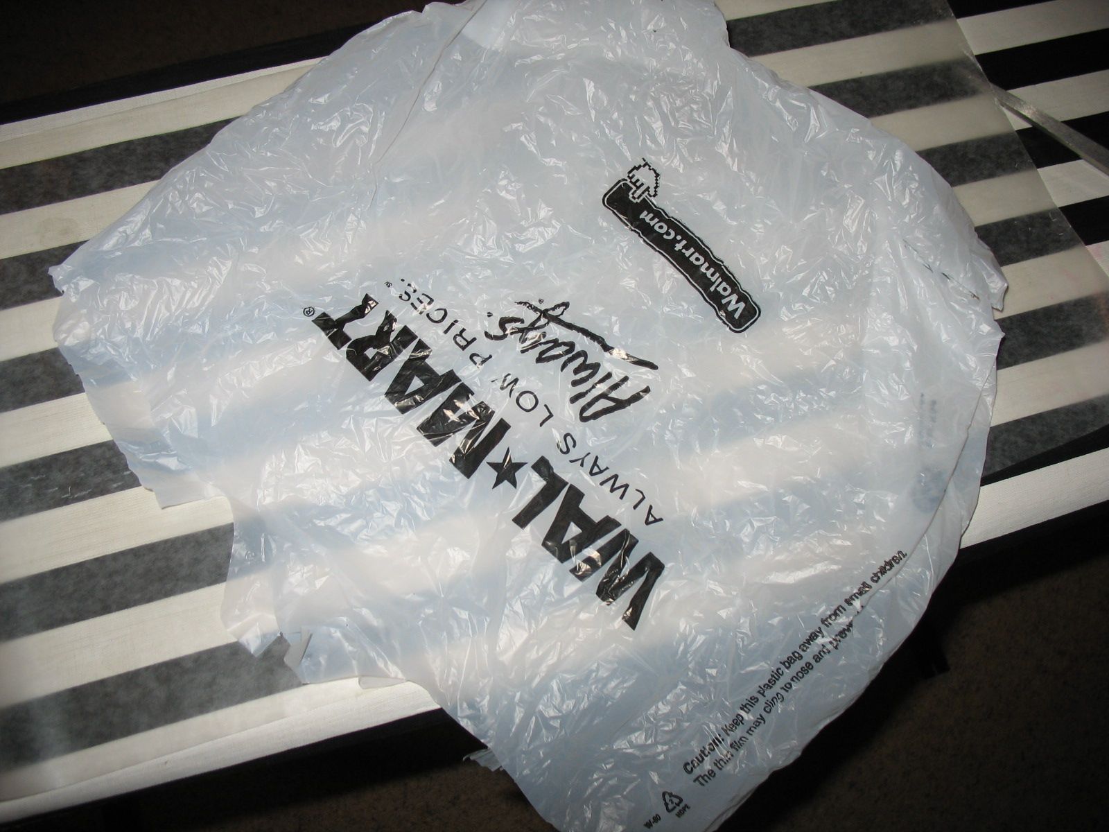 Plastic Bag Fabric! : 5 Steps - Instructables