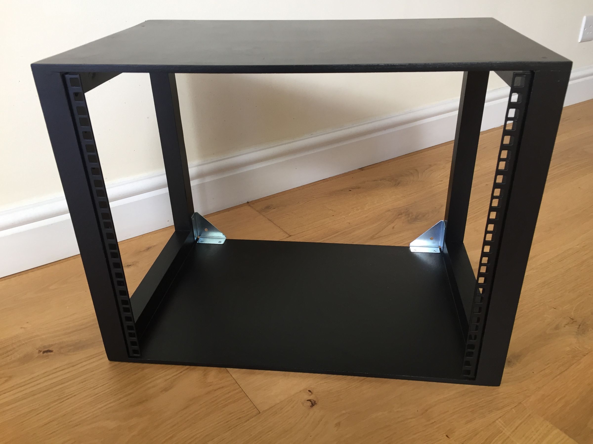 19 Inch 9U Comms Rack Made of Wood : 5 Steps - Instructables