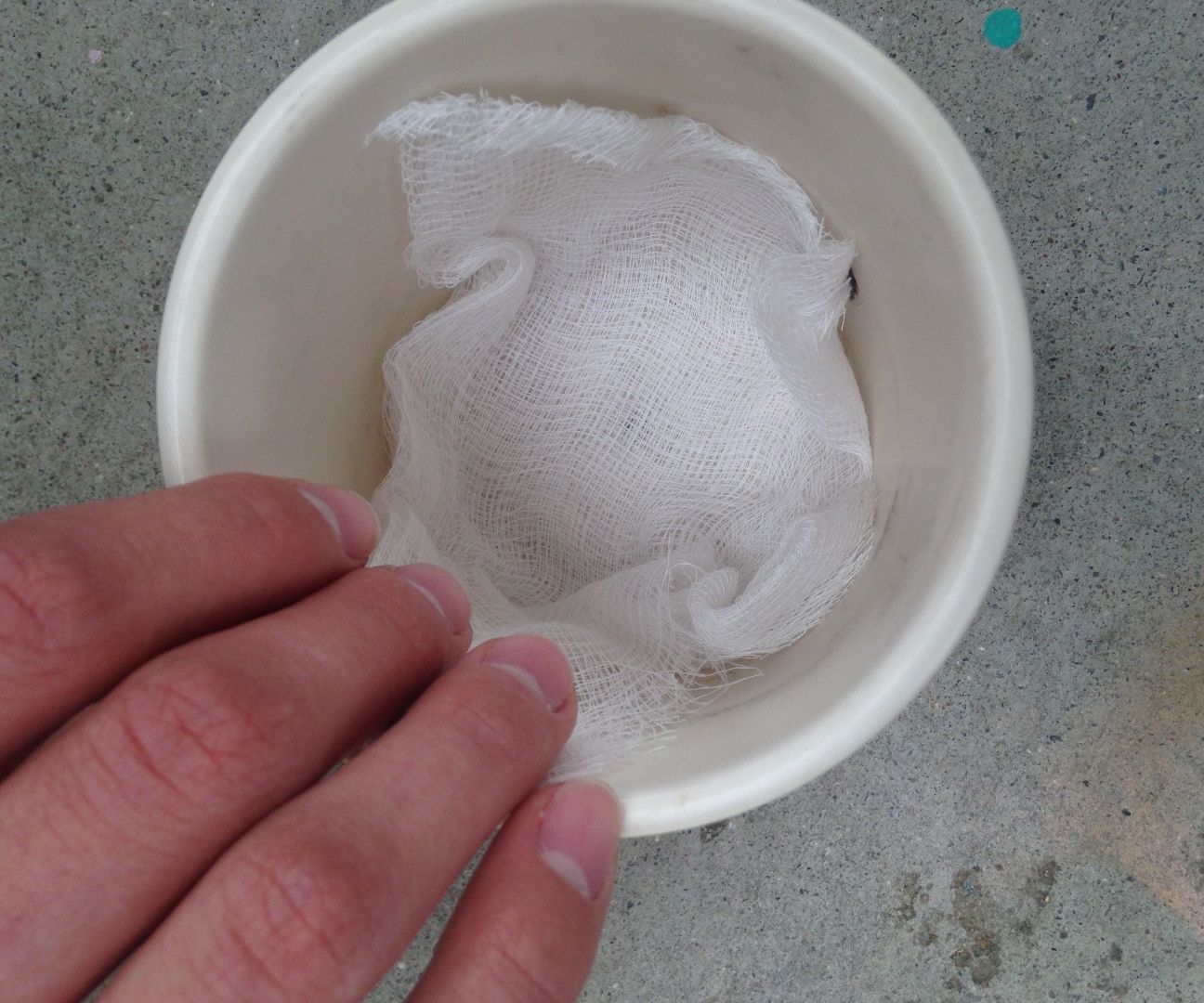 HOW TO MAKE a BLACK SAND WATER FILTER : 7 Steps - Instructables