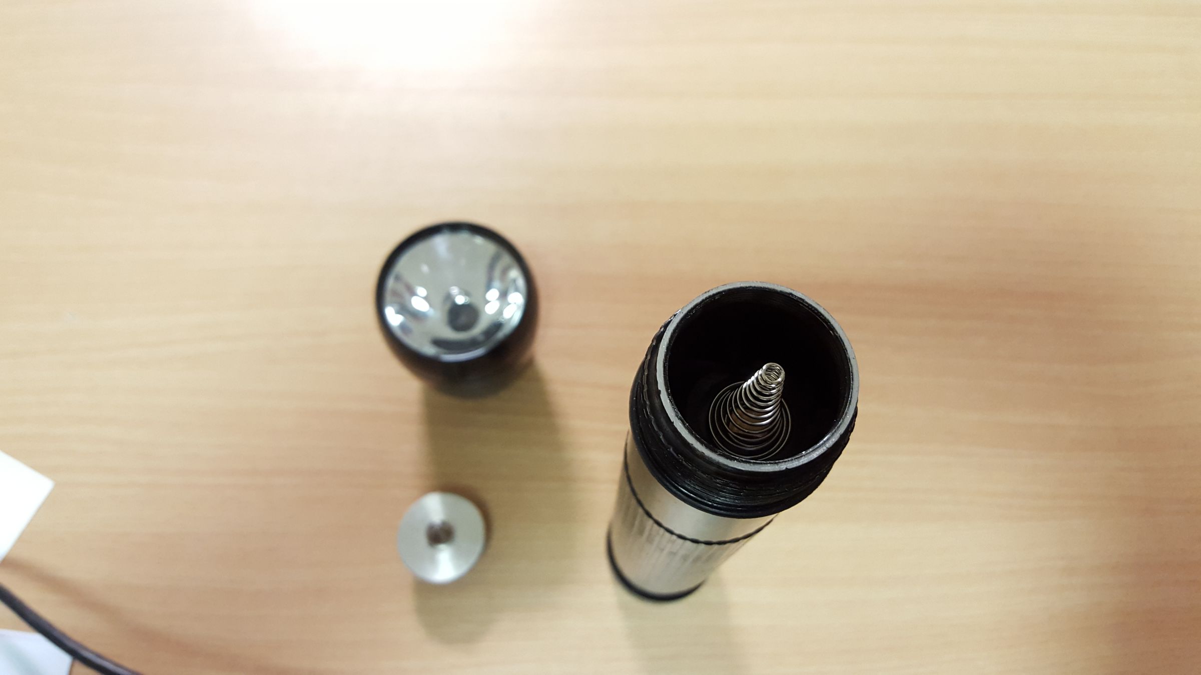 Emergency Flashlight : 6 Steps - Instructables