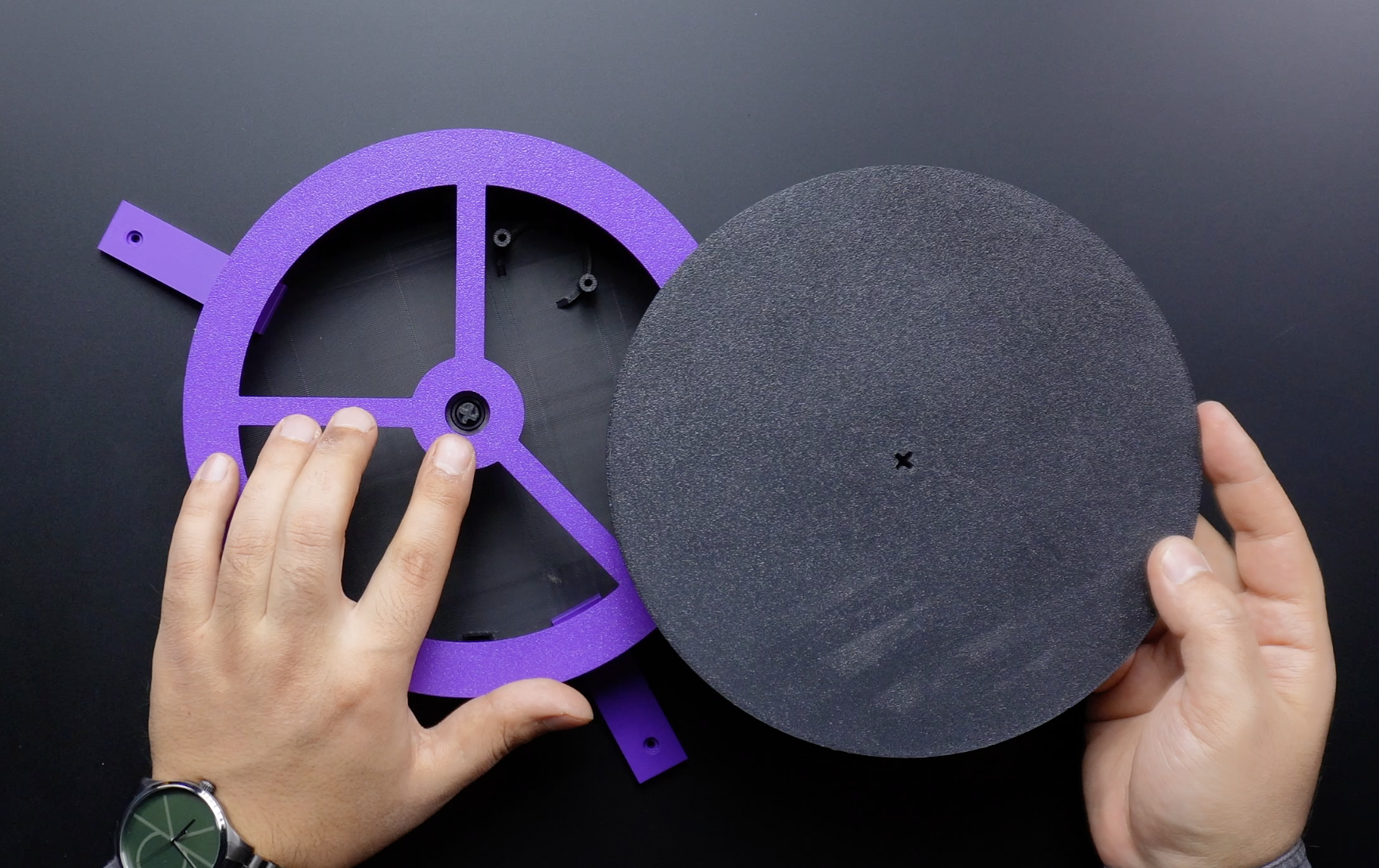 How to Build a Motorized 3D Scanning Turntable for Your Phone : 5 Steps ...