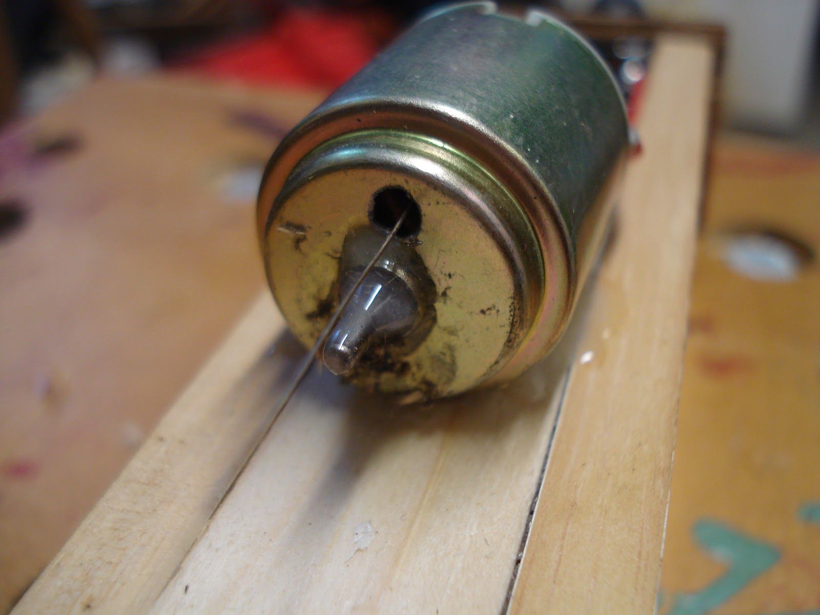 Turn an Electric Motor Into a Pickup! : 4 Steps (with Pictures ...