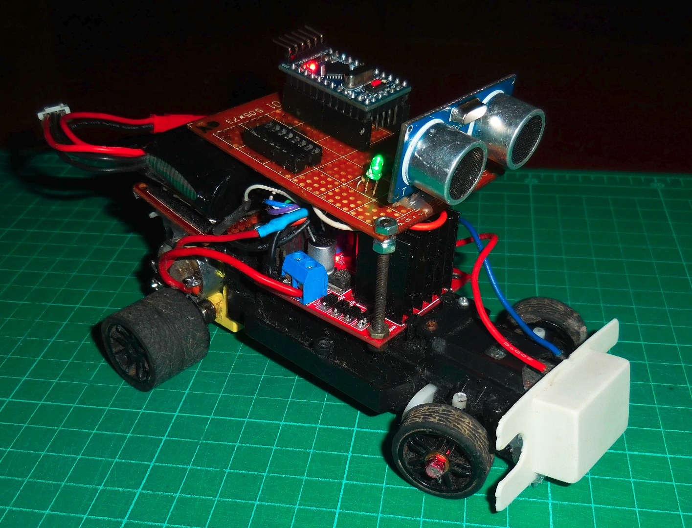 Avoidance Robot Arduino : 3 Steps - Instructables