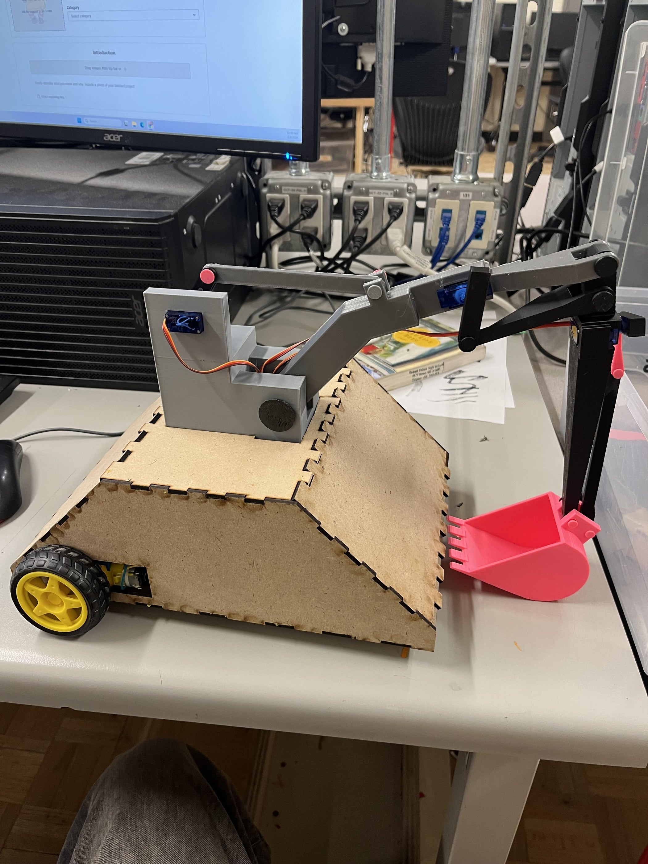 I Made an Excavator With a Working Arm to Scoop Things As Well As ...