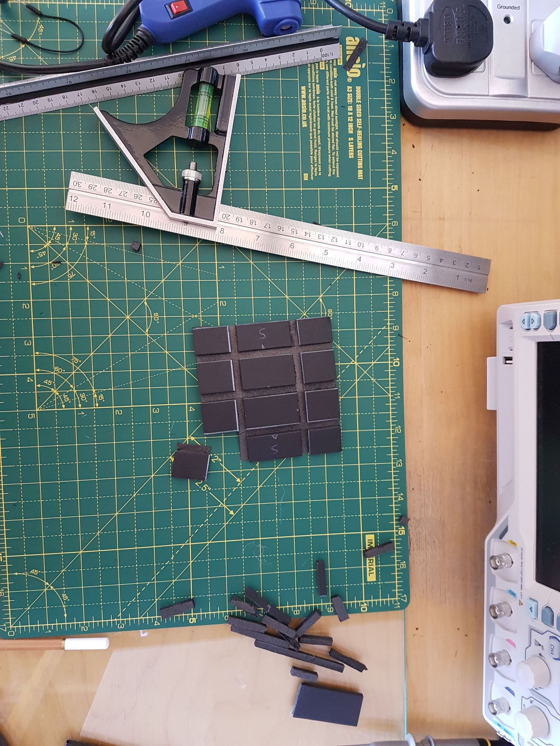 Foam Board Tools and a Quick Foam Board Box : 16 Steps (with Pictures ...