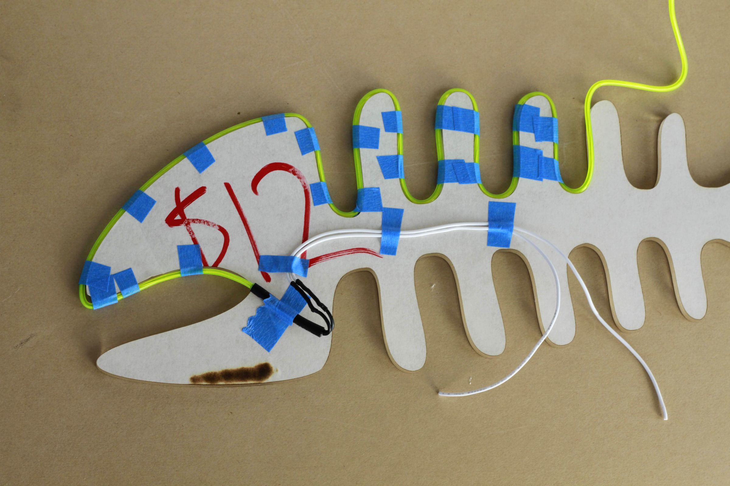 EL Wire Fish With LED Eyes : 13 Steps (with Pictures) - Instructables