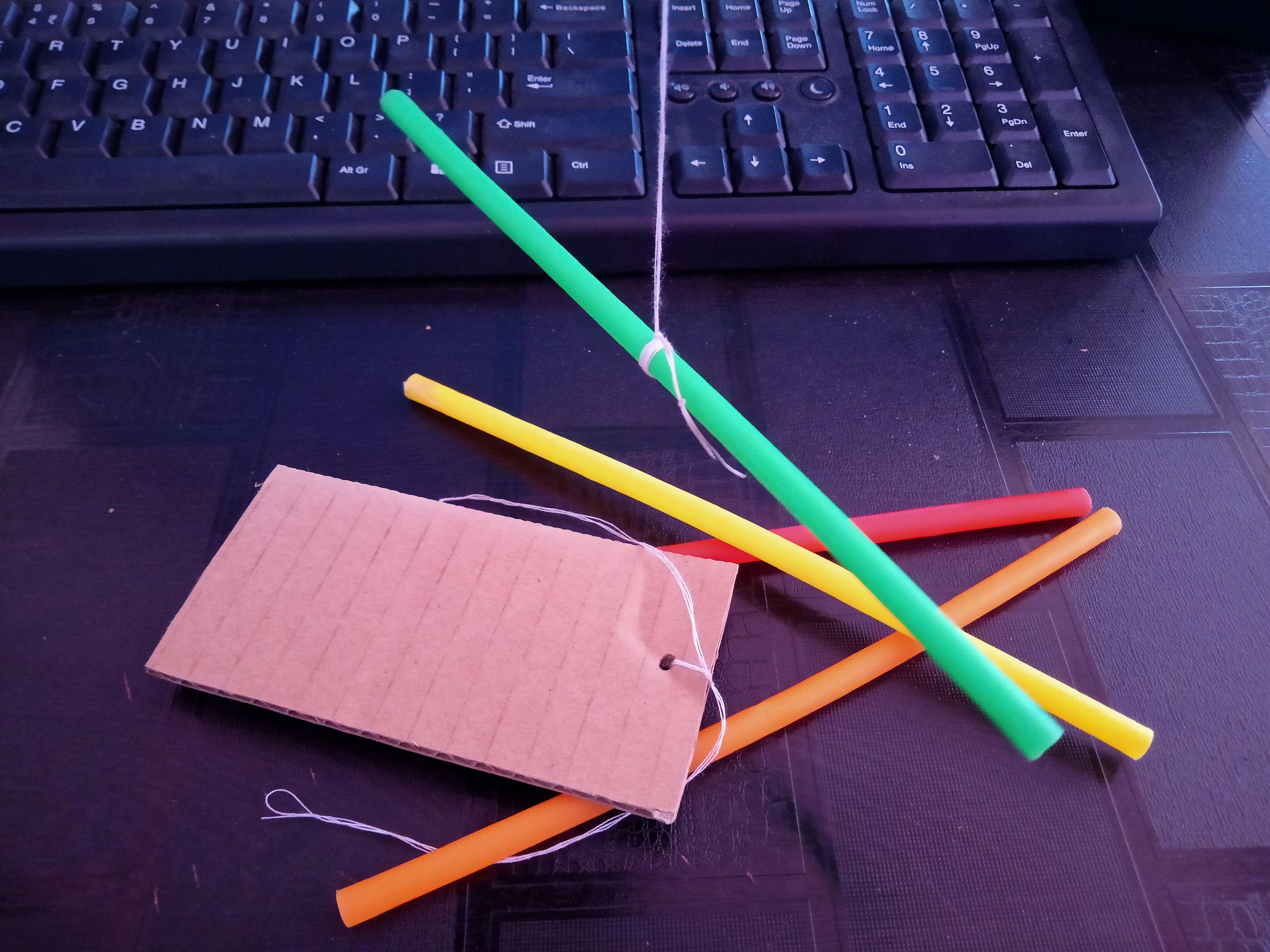 Lever N Fulcrum: Hanging Mobile STEM Challenge : 5 Steps - Instructables