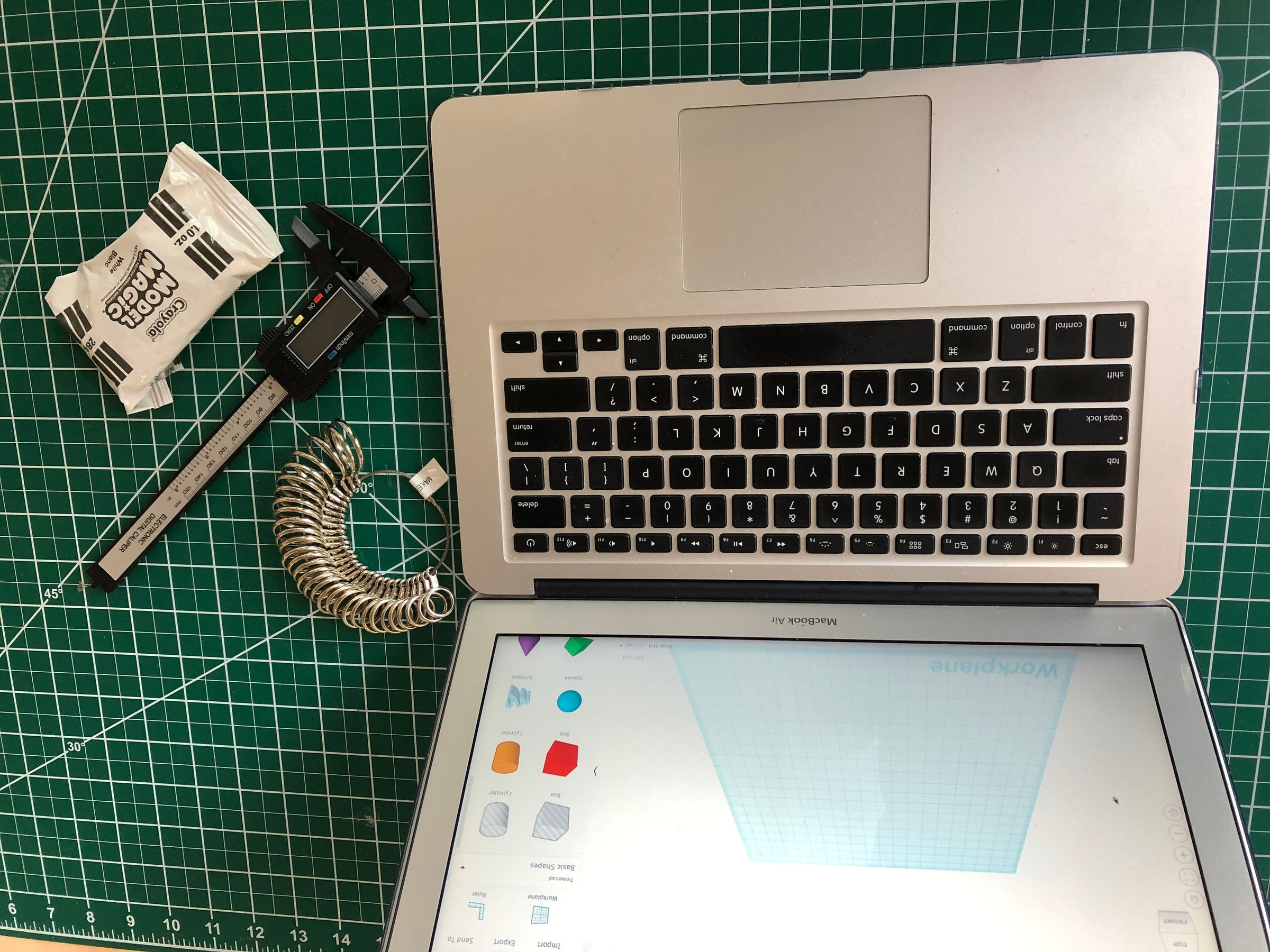 Create Your Own Latin Signet Ring With Tinkercad : 5 Steps (with ...