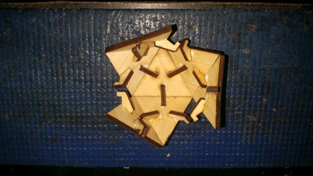 Lasercut Icosahedron (regular) : 4 Steps - Instructables