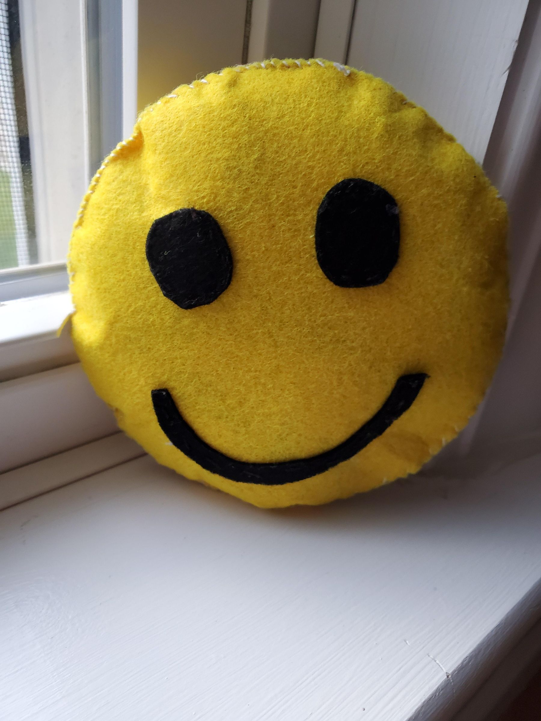 Hopeful Face Emoticon