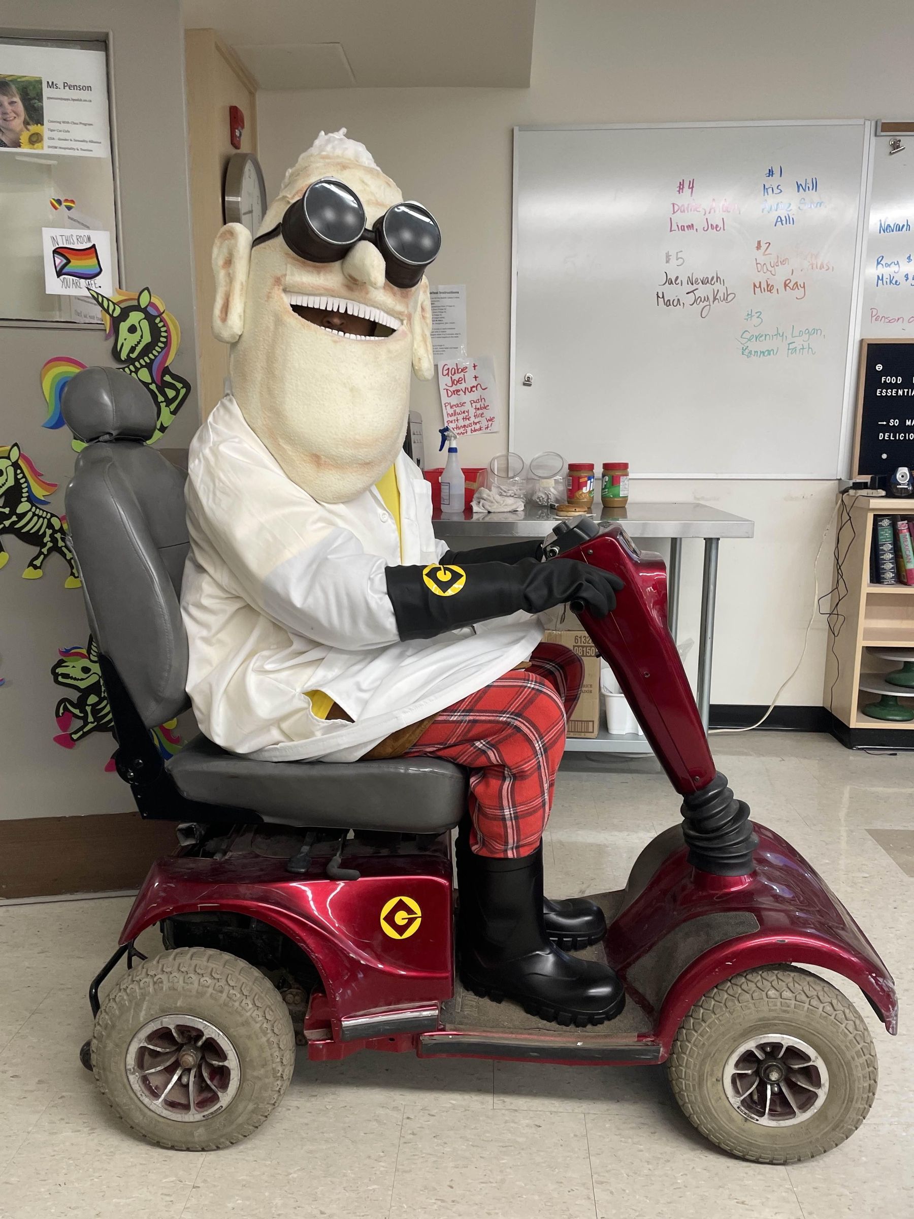 Despicable Me Dr. Nefario Costume : 6 Steps (with Pictures) - Instructables