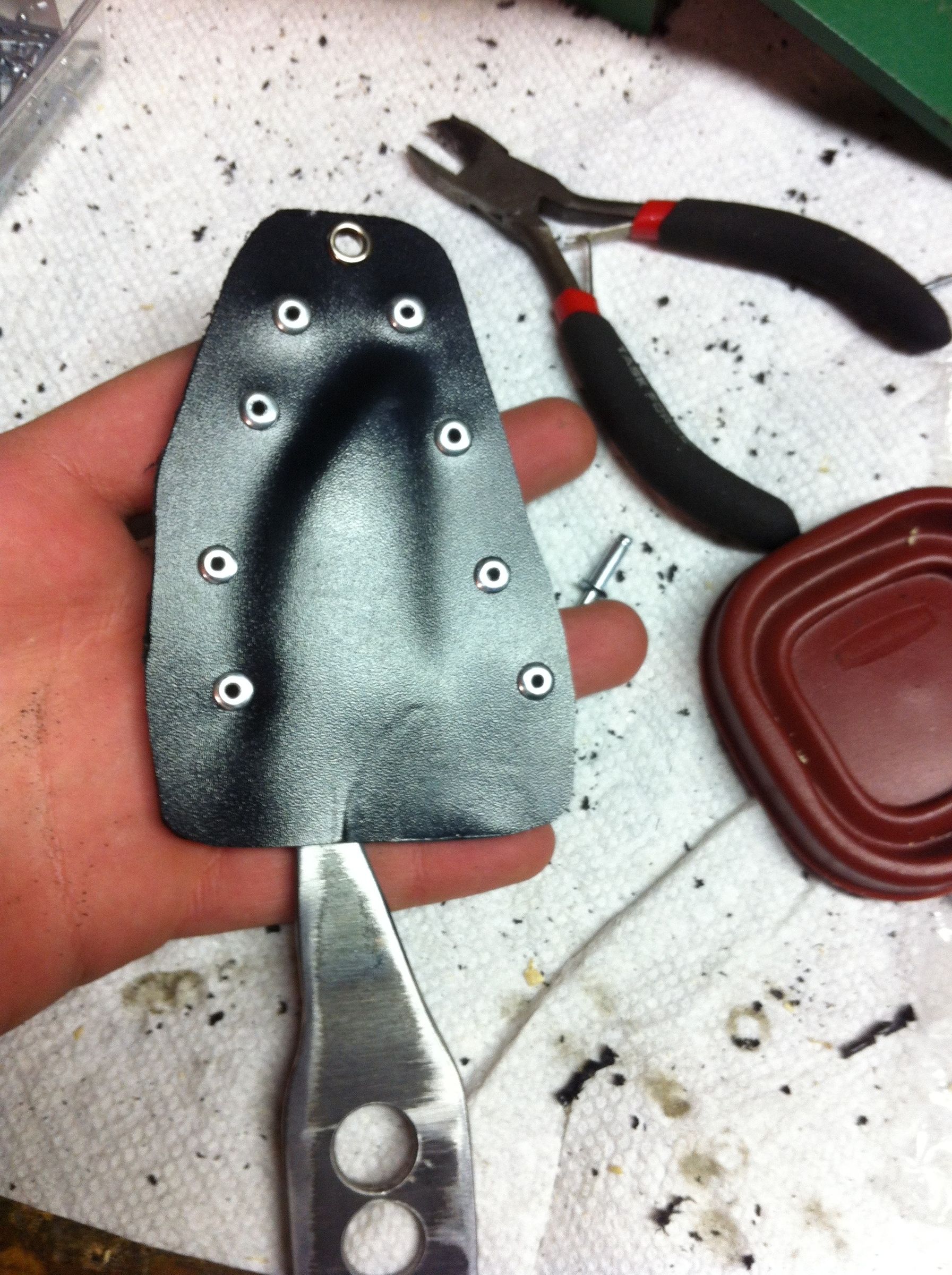 How to Make a Kydex Knife Sheath : 9 Steps - Instructables