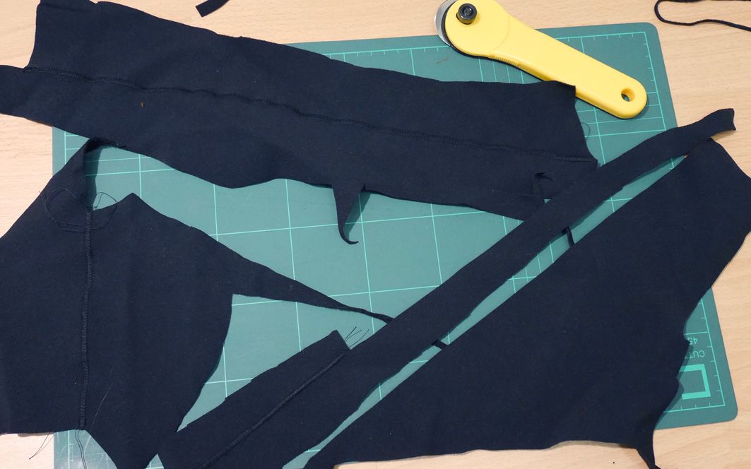 Turn Your Gloves Into Temporary Mittens : 7 Steps (with Pictures ...