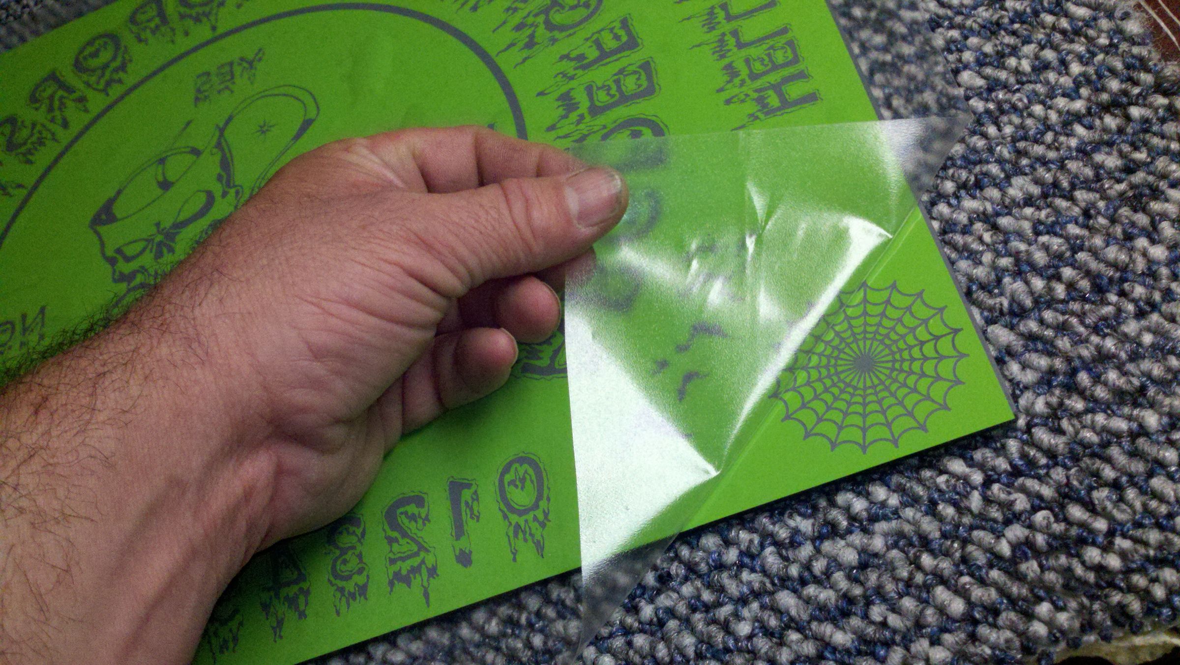 Spooky WeeGee Spirit Board Mirror : 8 Steps (with Pictures) - Instructables