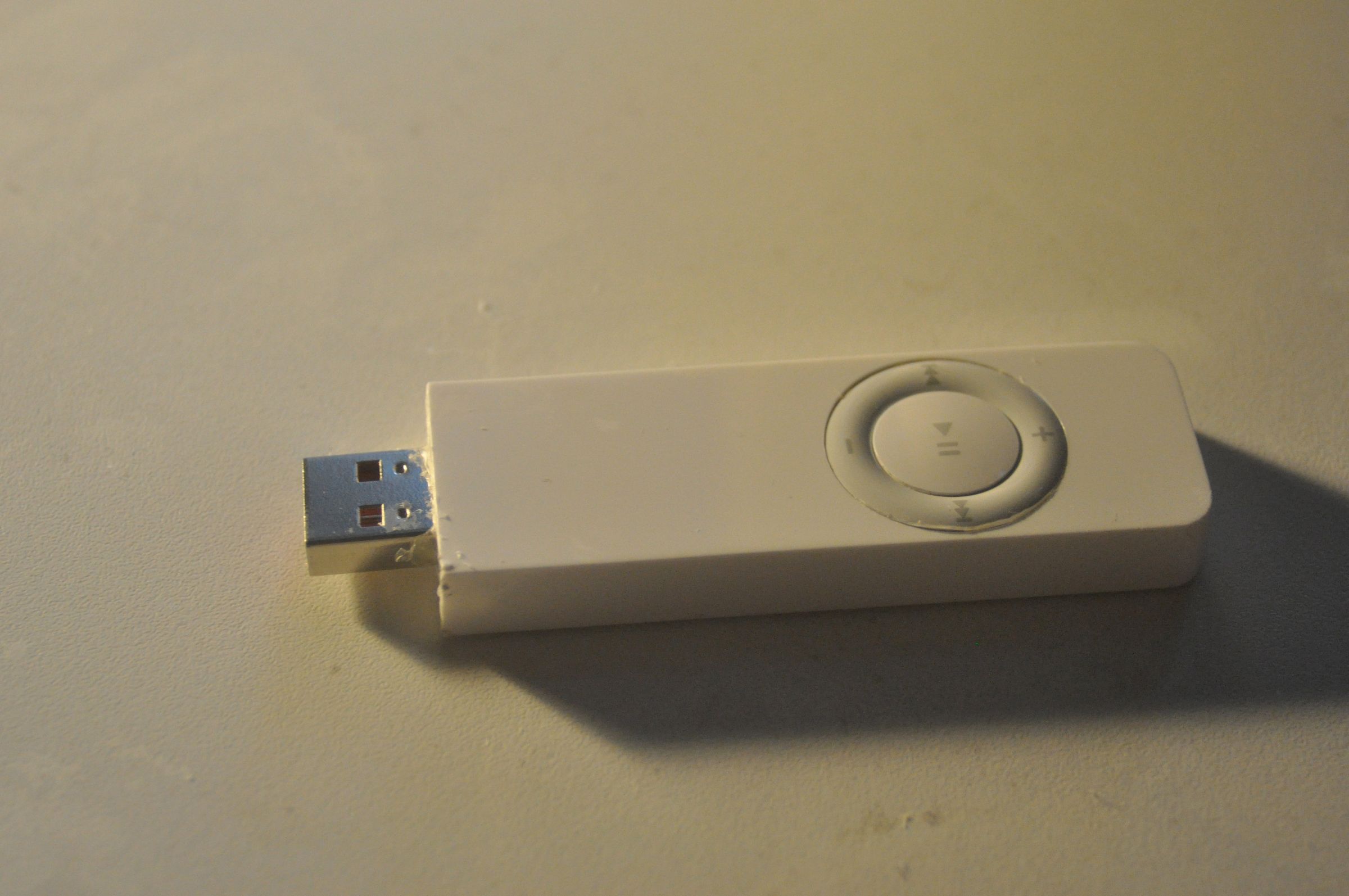 USB Flash Drive in IPod Shuffle : 5 Steps - Instructables