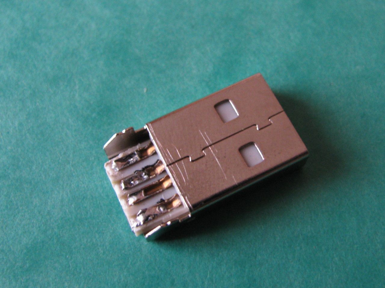 Retro-Futuristic USB Drive : 16 Steps (with Pictures) - Instructables