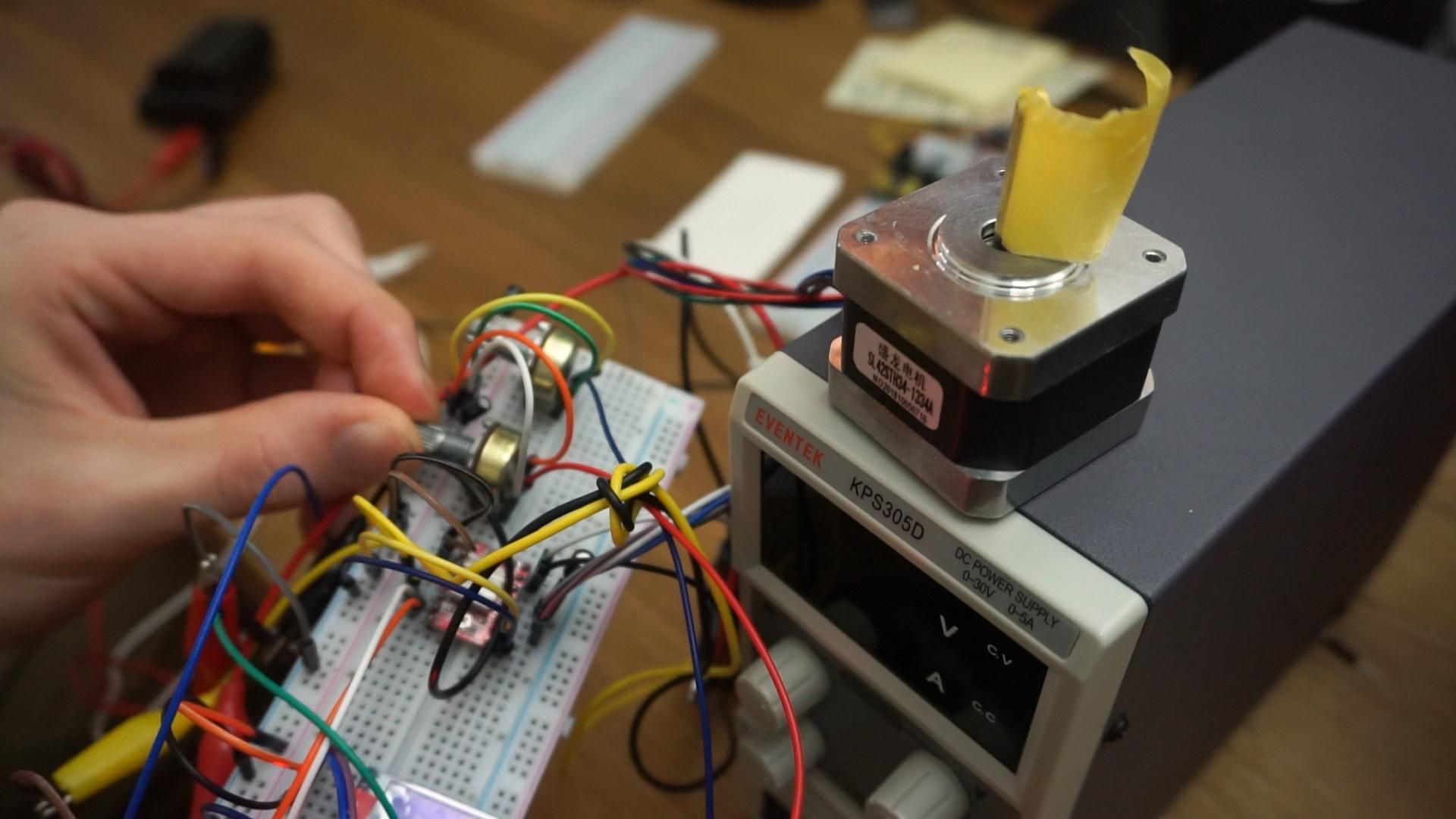How to Motorize a Camera Slider (Battery Powered) : 11 Steps (with ...