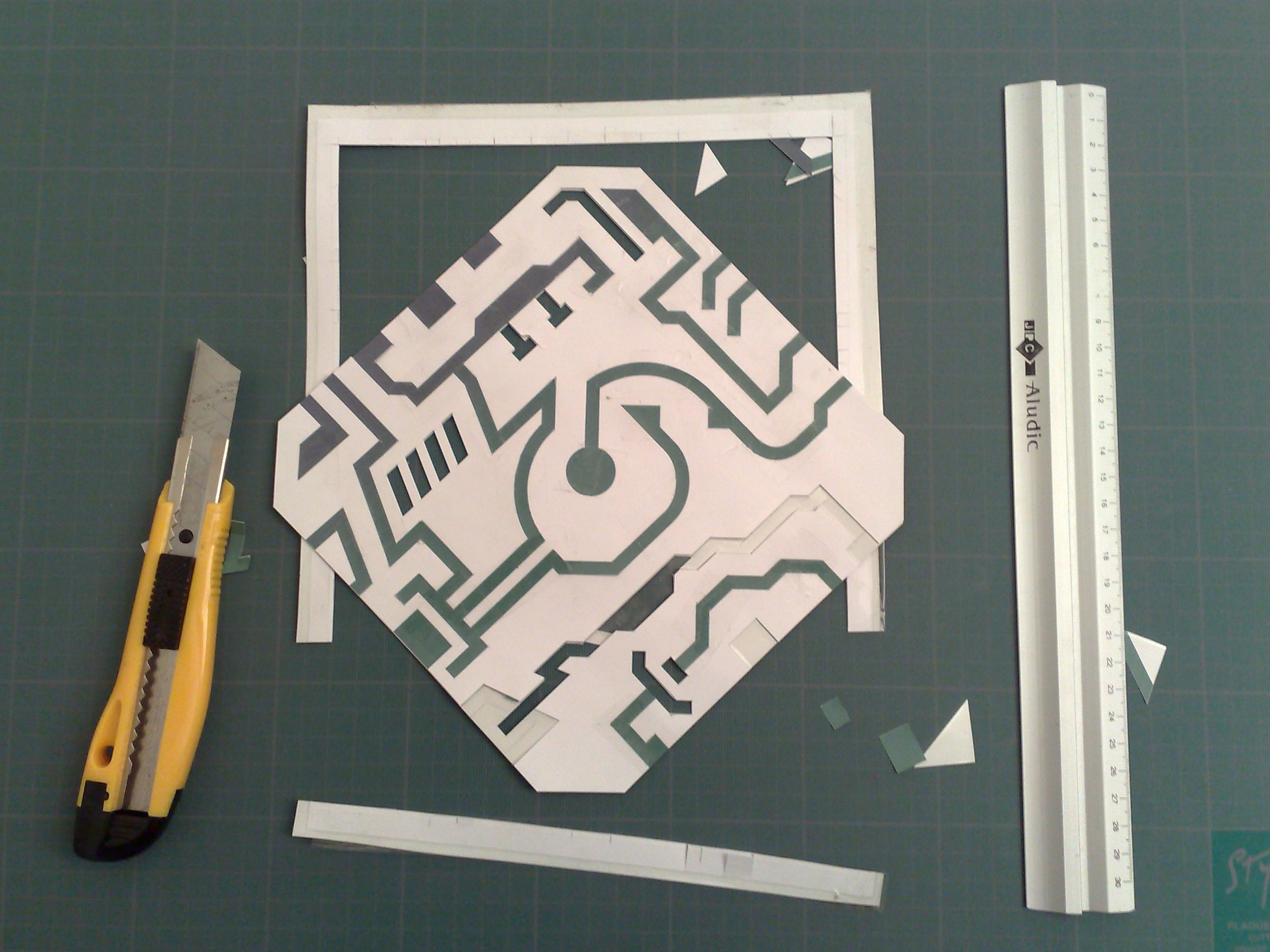 How to Make a TRON Style Lamp: the MADYLIGHT : 18 Steps (with Pictures ...