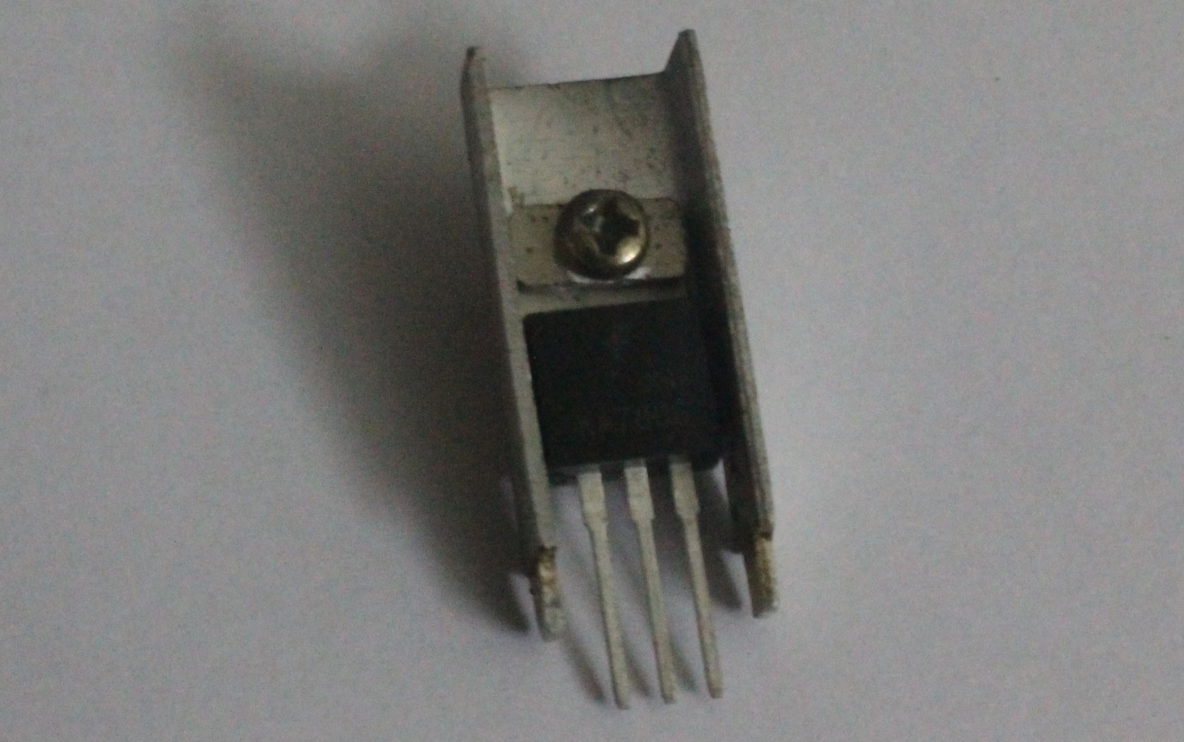 6v Regulator : 3 Steps - Instructables