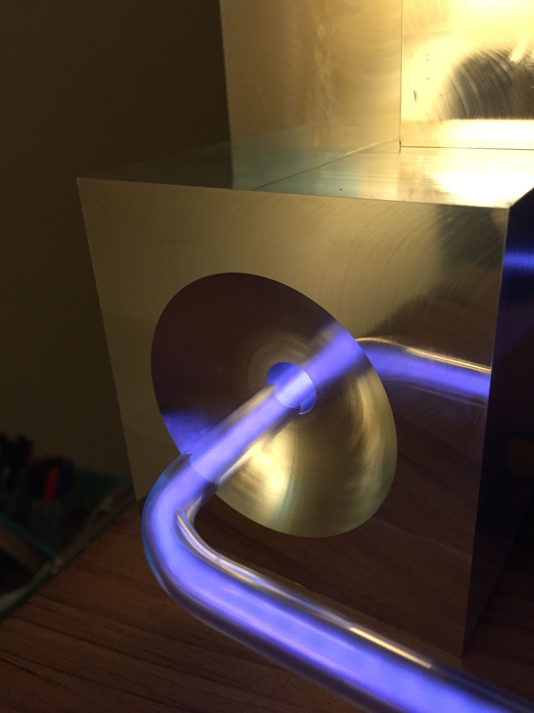 Neon Cubes : 4 Steps - Instructables