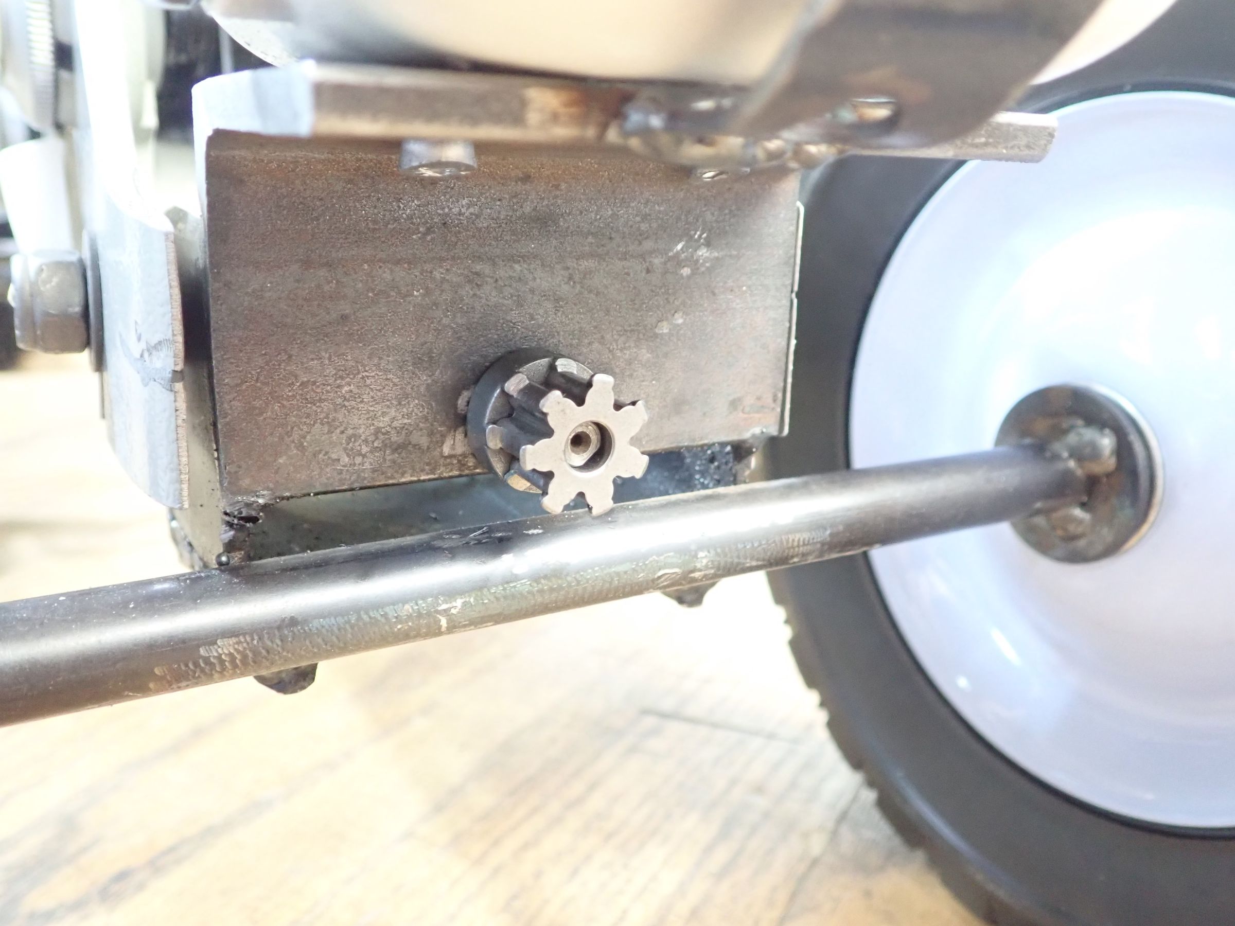 How to Make a Sewing Machine Tractor : 21 Steps (with Pictures ...