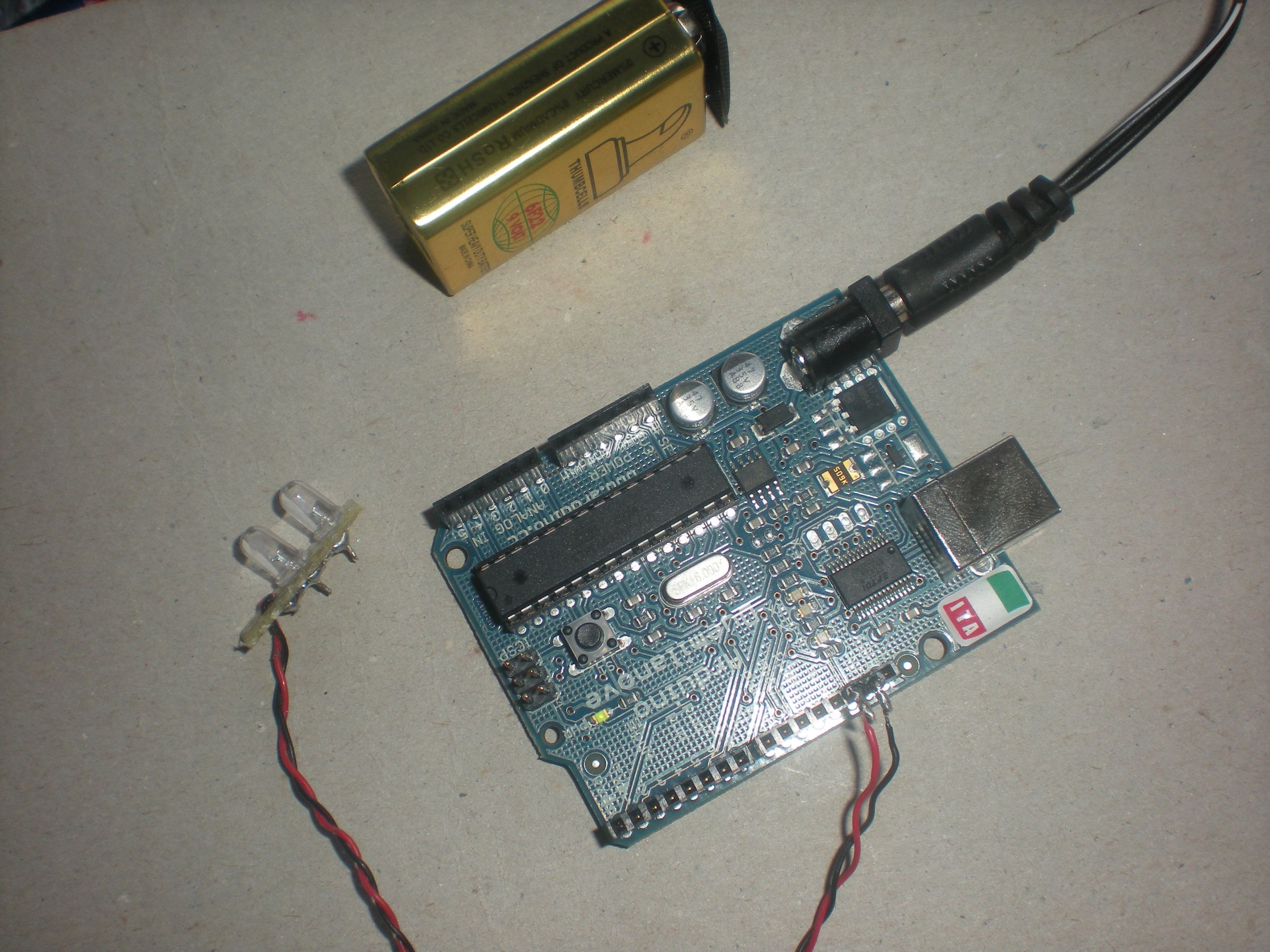 Simple Mac Prank Using Arduino (Update 22/03/10) : 9 Steps - Instructables