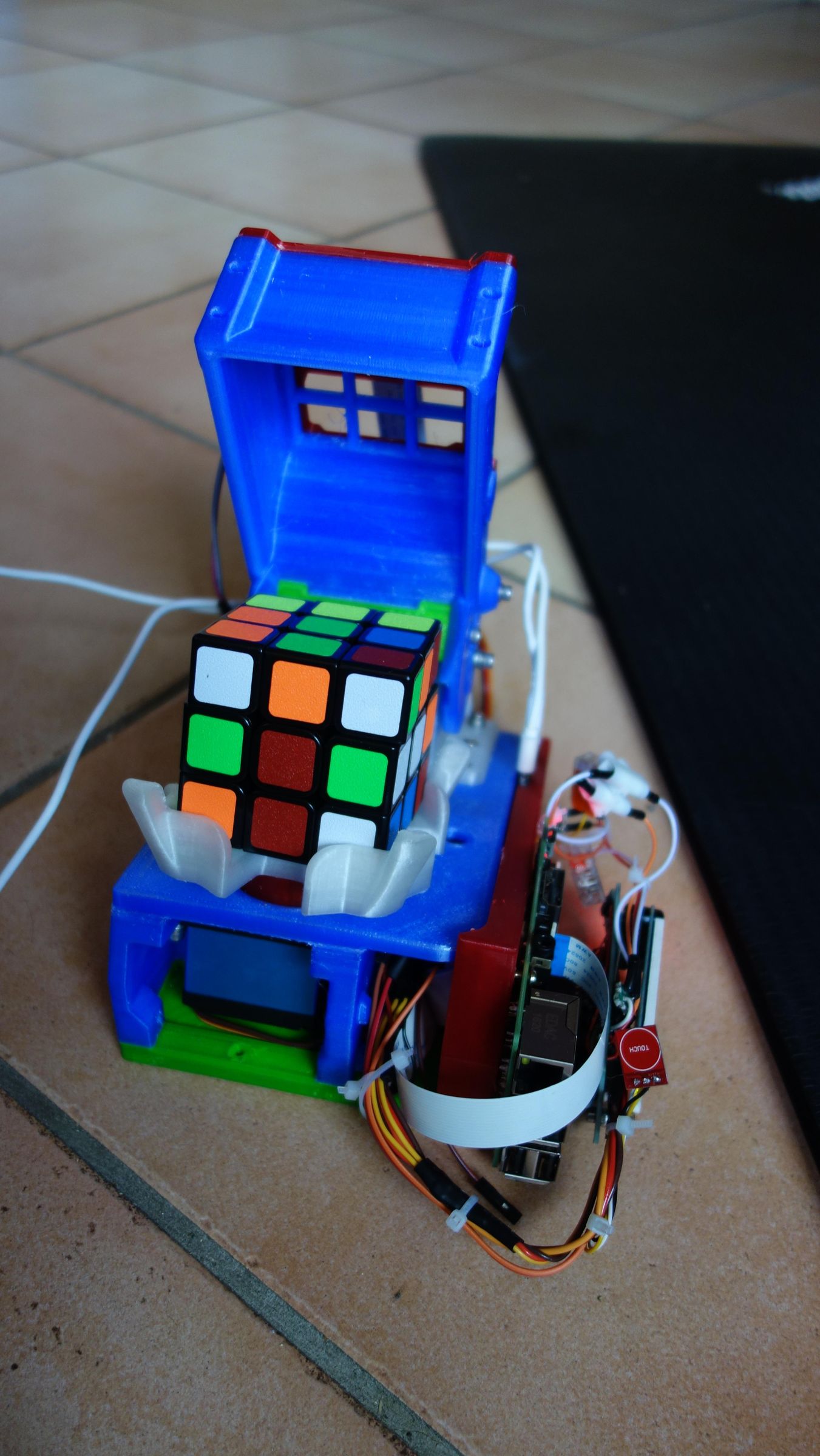 CUBOTino Autonomous: Small, 3D Printed, Rubik's Cube Robot (Raspberry Pi Zero 2, PiCamera) : 12 ...