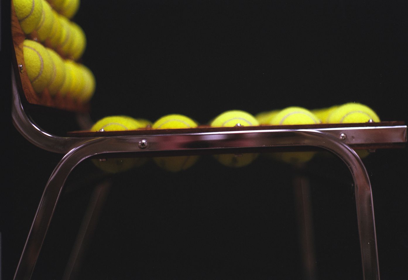 Tennis Ball Chair : 4 Steps (with Pictures) - Instructables