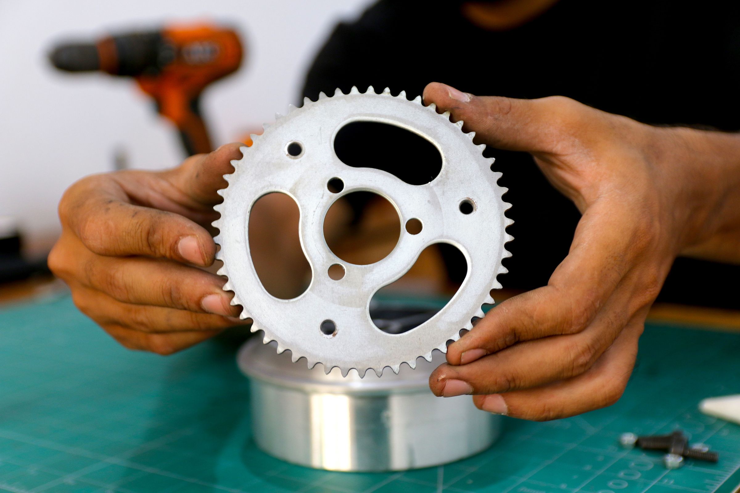 DIY Miniature Gasoline Generator : 10 Steps (with Pictures) - Instructables