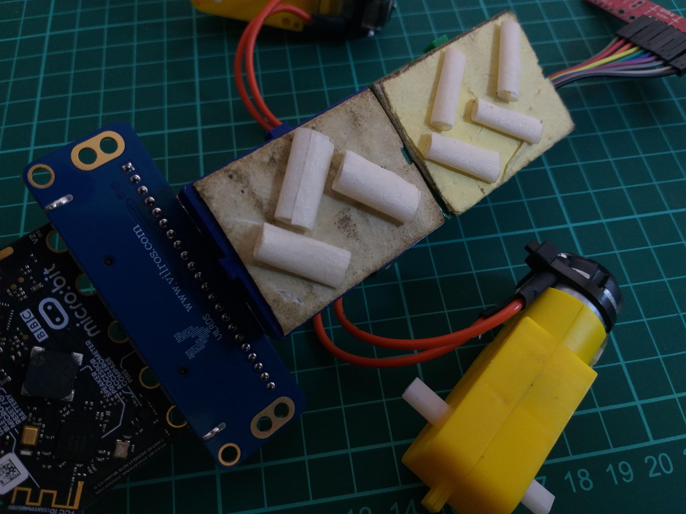 Micro:bit Line Following Robot : 7 Steps (with Pictures) - Instructables