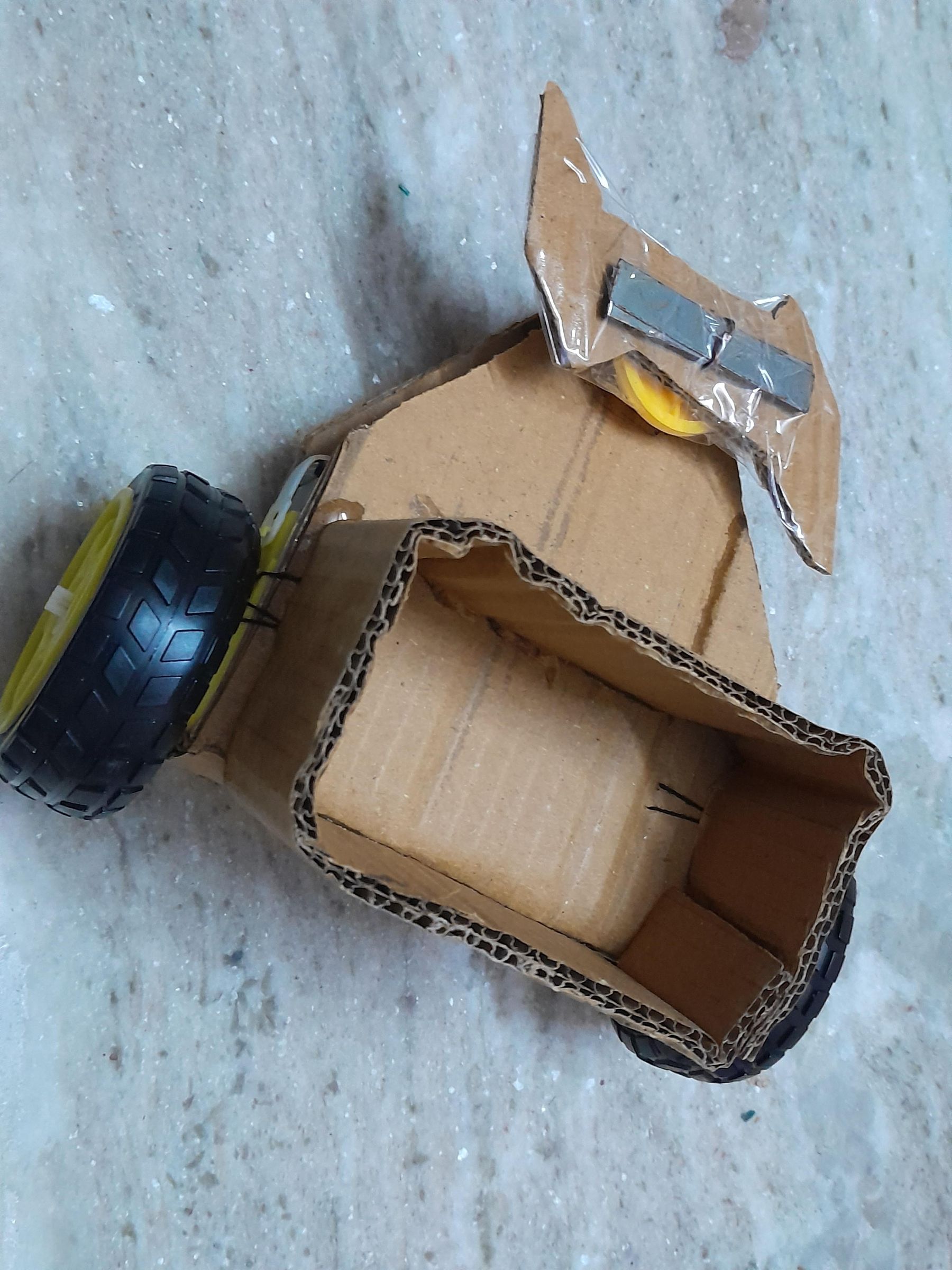CarduBots: Cardboard Arduino Bots- Player Vs A.I Challenge- Kids S.T.E ...