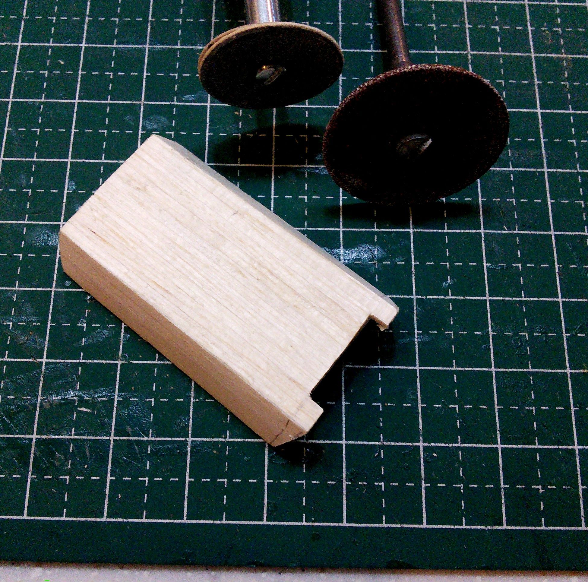 (Not So) Mini Lambda-Class Imperial Shuttle Popsicle Stick Model : 8 ...