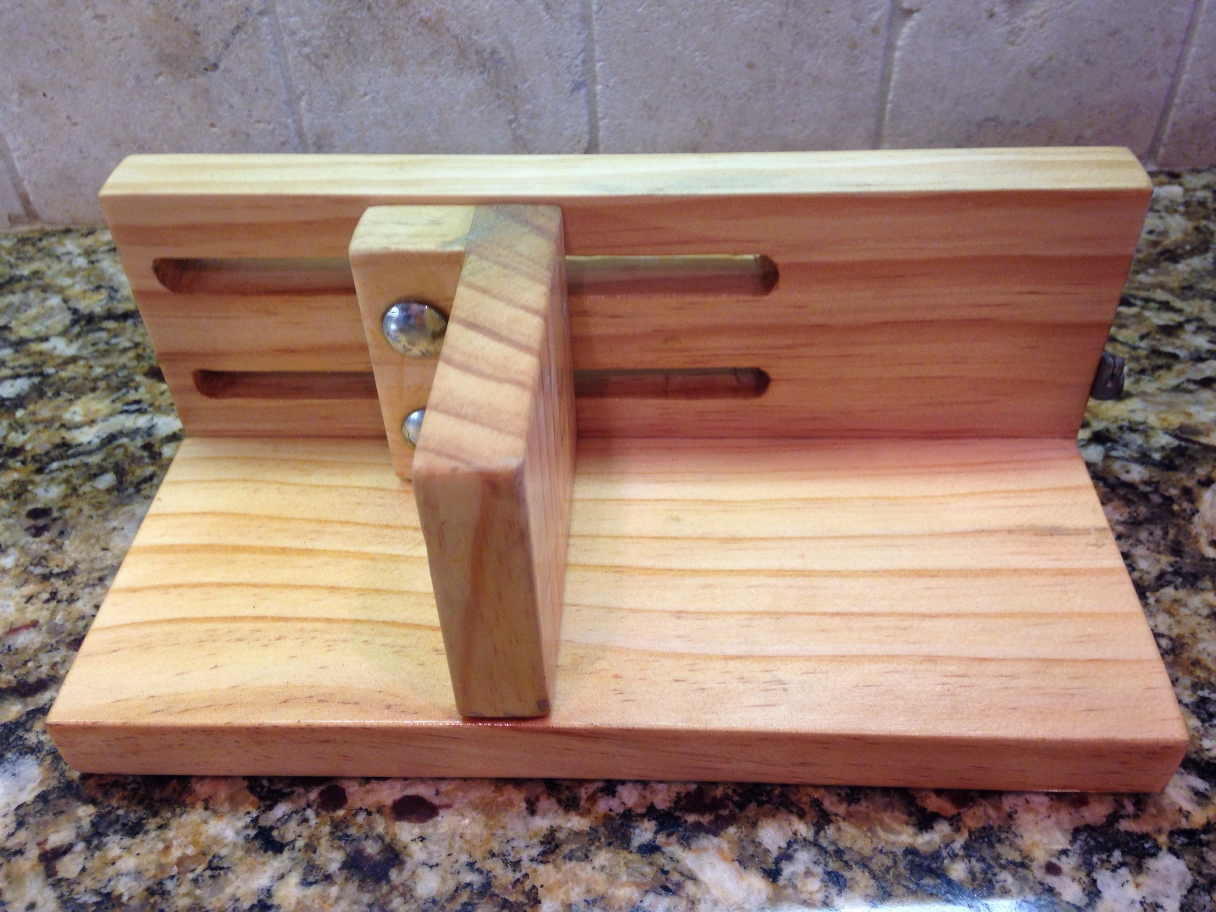 Adjustable Glass Bottle Cutter : 9 Steps (with Pictures) - Instructables