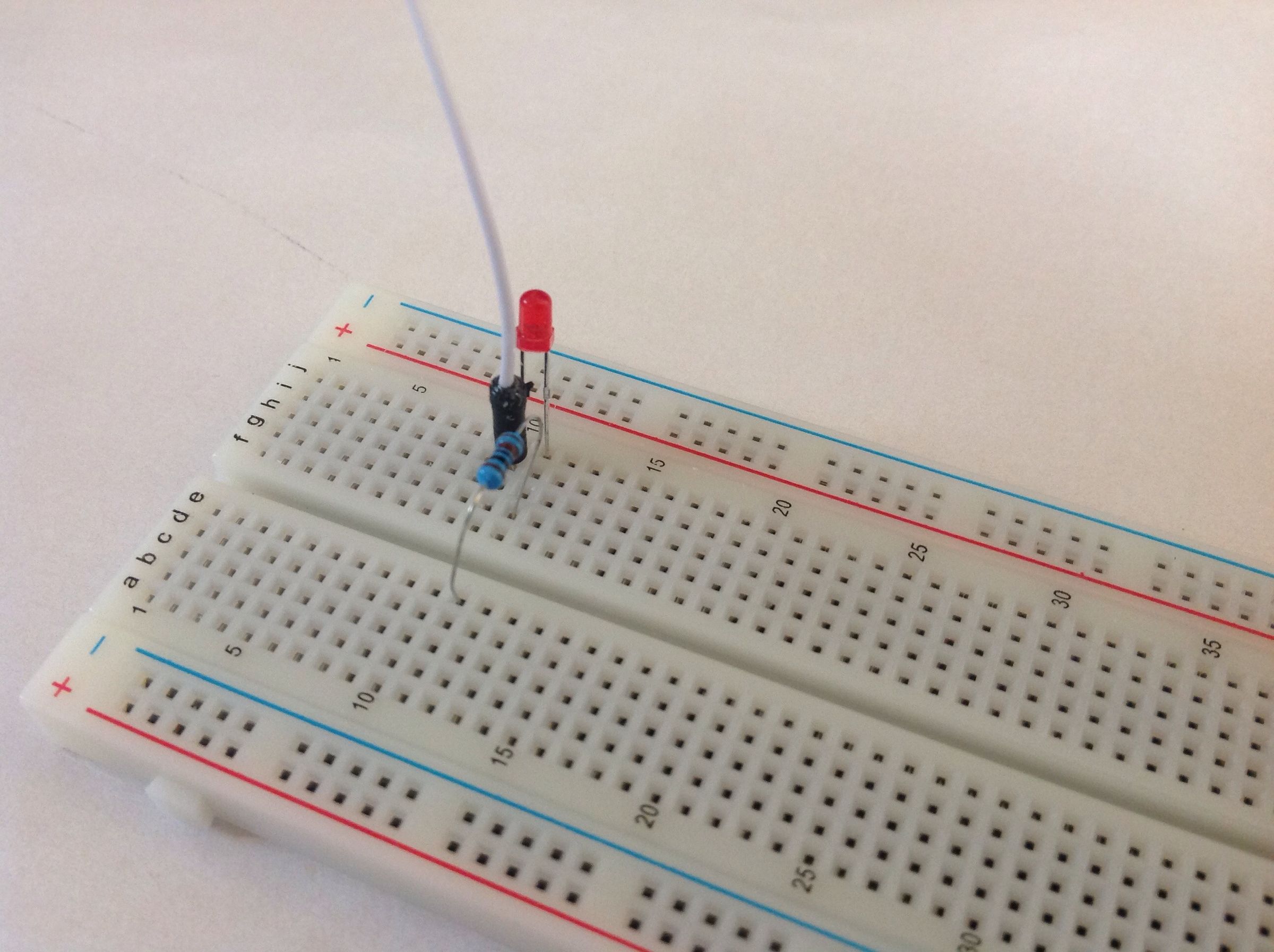 LED Blinking Light With Arduino : 4 Steps - Instructables