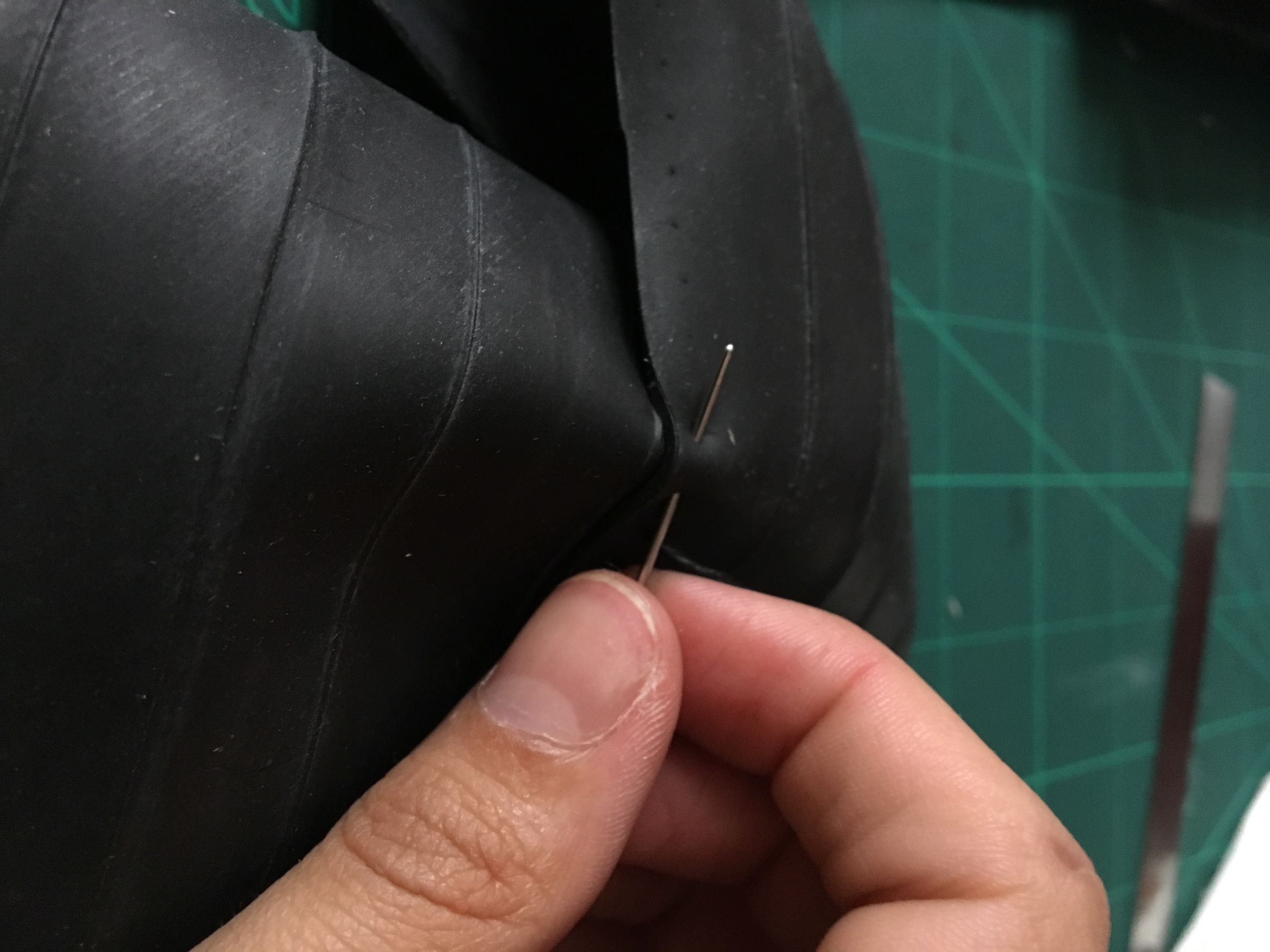 DIY Hand Sew Tablet/laptop/ebook Case With Recycled Inner Tube : 5 ...