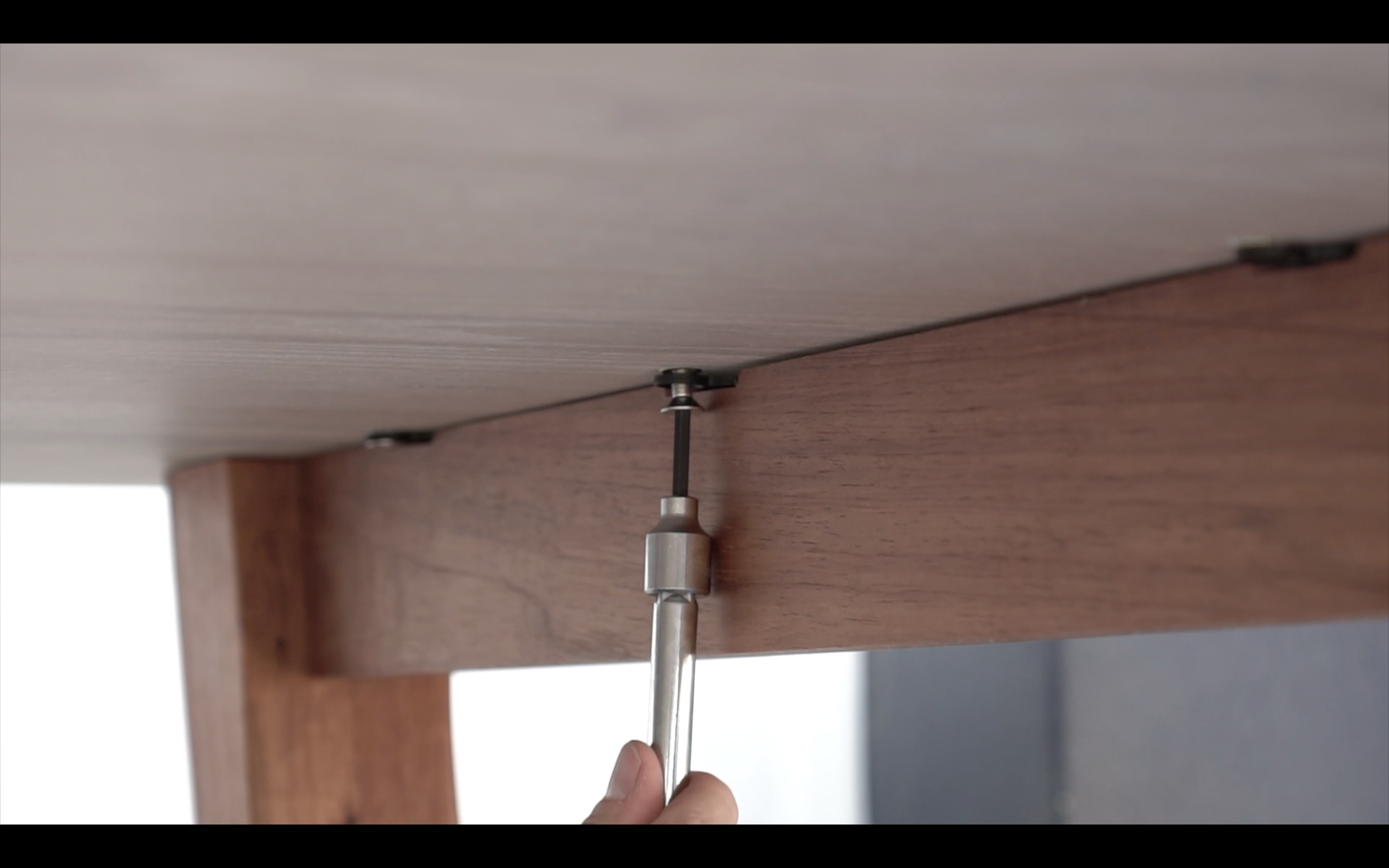 Modern Dining Table - Traditional Joinery : 10 Steps (with Pictures ...