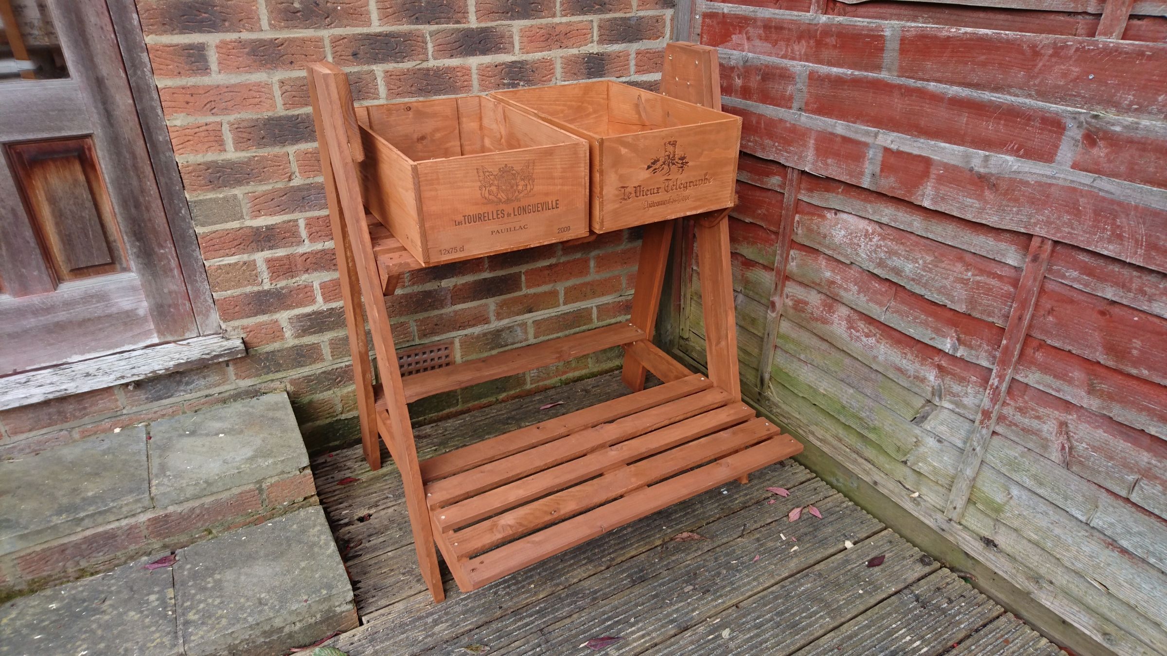 Staggered Pallet Planter : 8 Steps (with Pictures) - Instructables