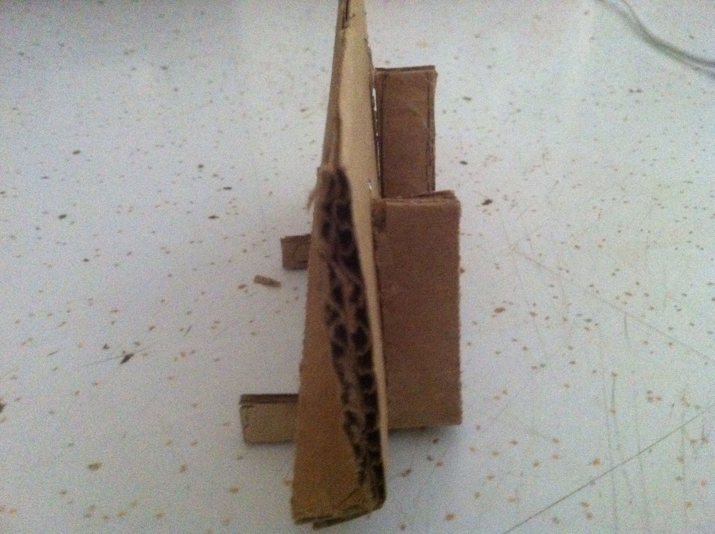 DIY Cardboard Phone Holder : 8 Steps - Instructables