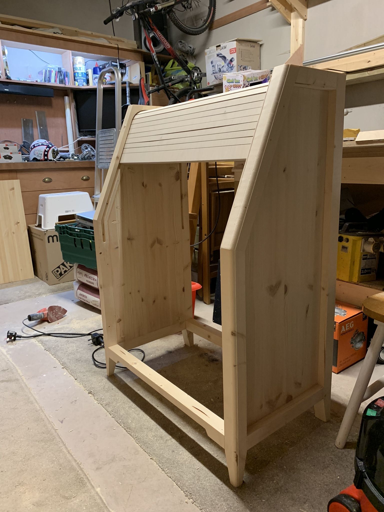 Computer Bureau : 10 Steps (with Pictures) - Instructables