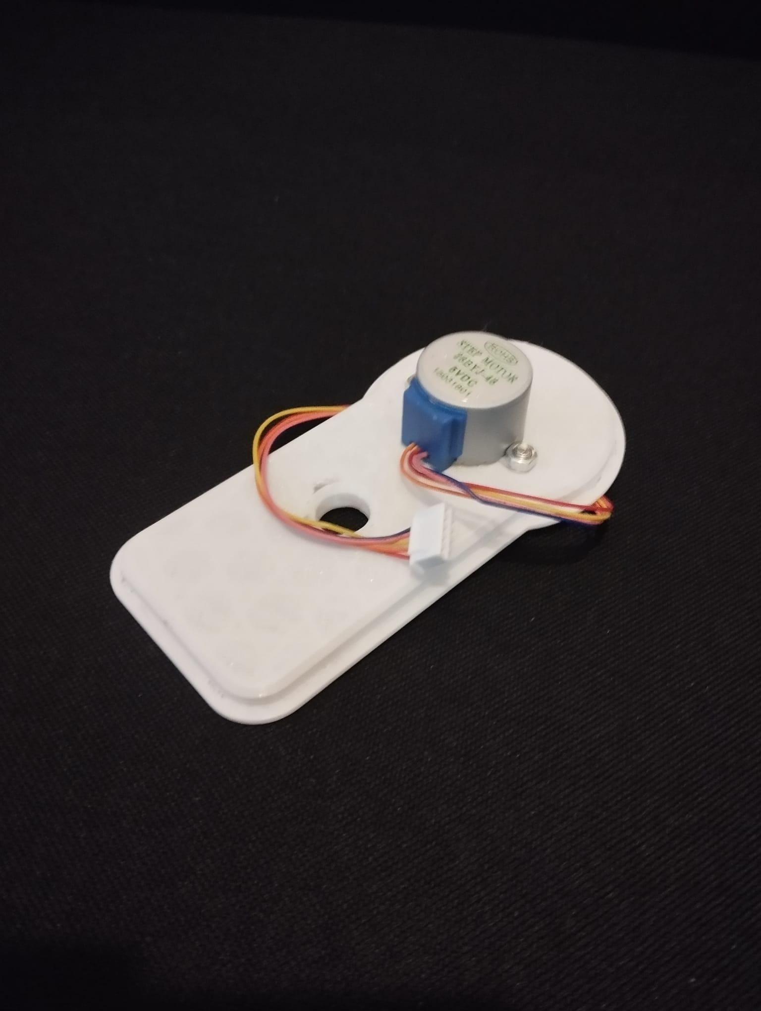 A Robotic Arm, Based on Mg90s Servos and 28BYJ-48 Stepper Motor. : 11 ...