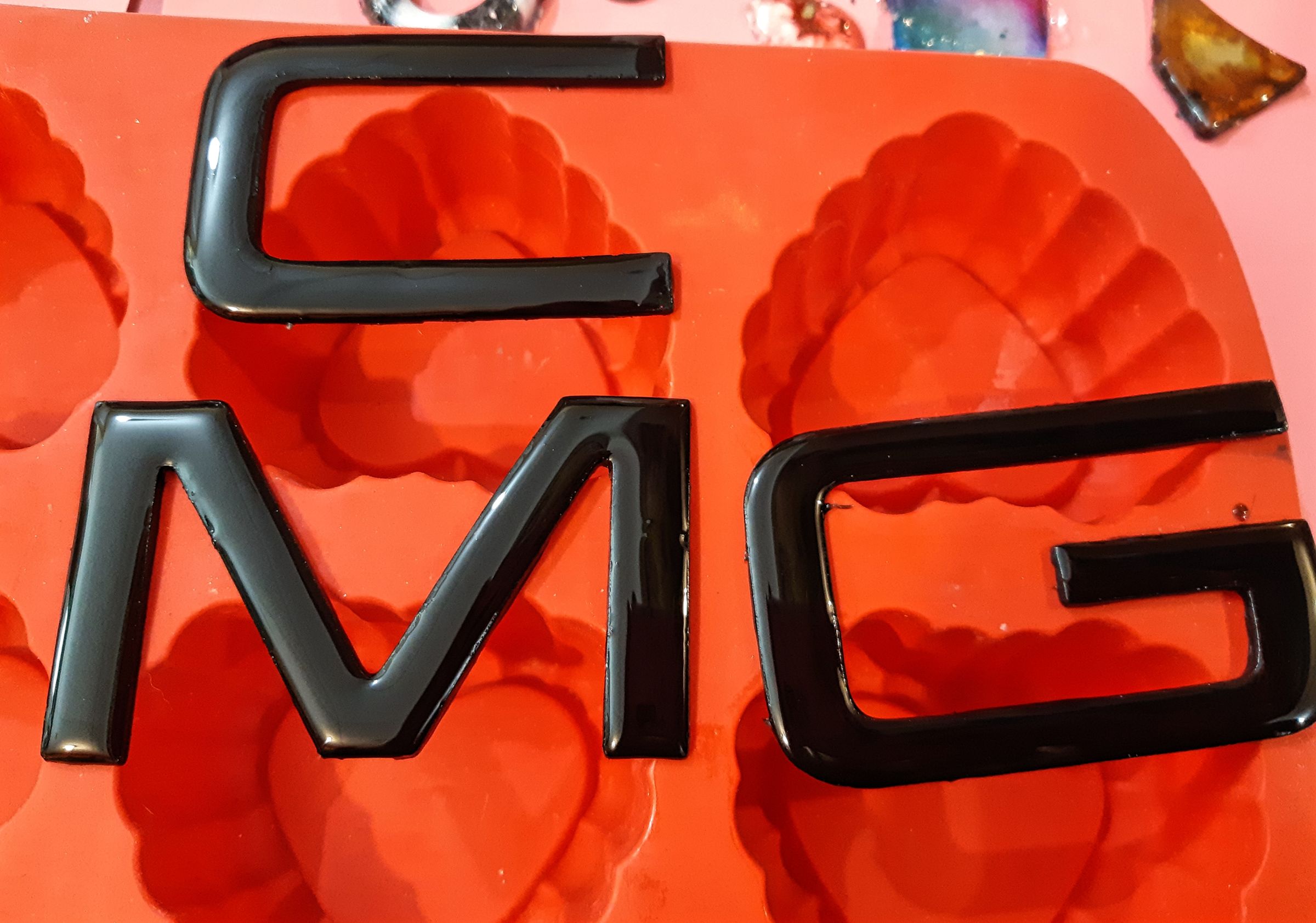 Casting Replacement Vehicle Emblems : 11 Steps (with Pictures ...