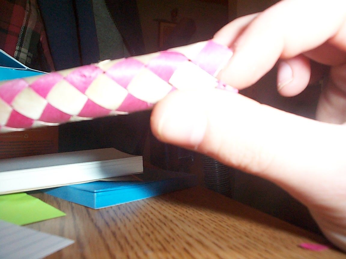 Finger Trap!!! : 3 Steps - Instructables