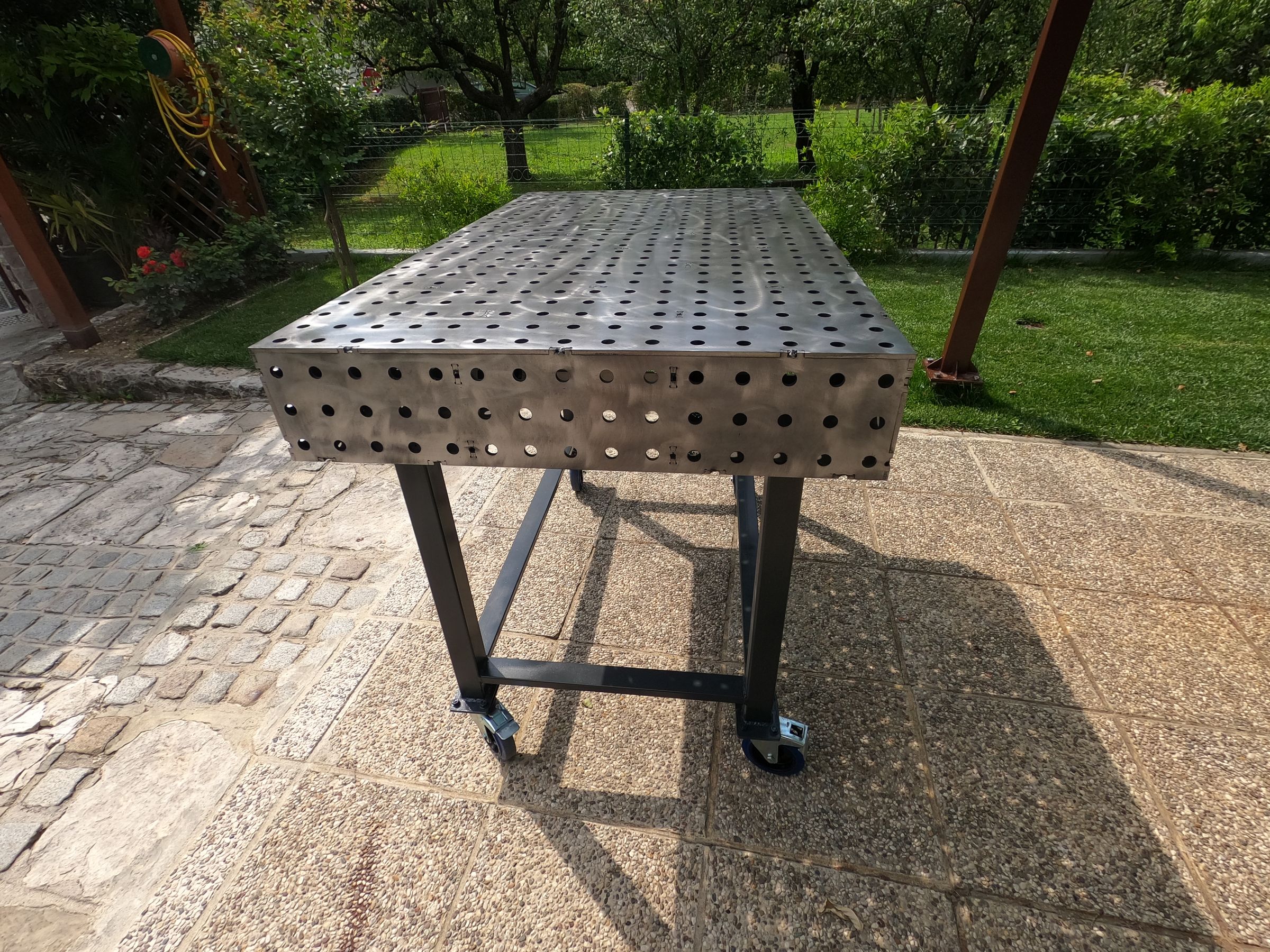 DIY Professional Grade Welding Table (with FREE Plans) : 9 Steps (with ...