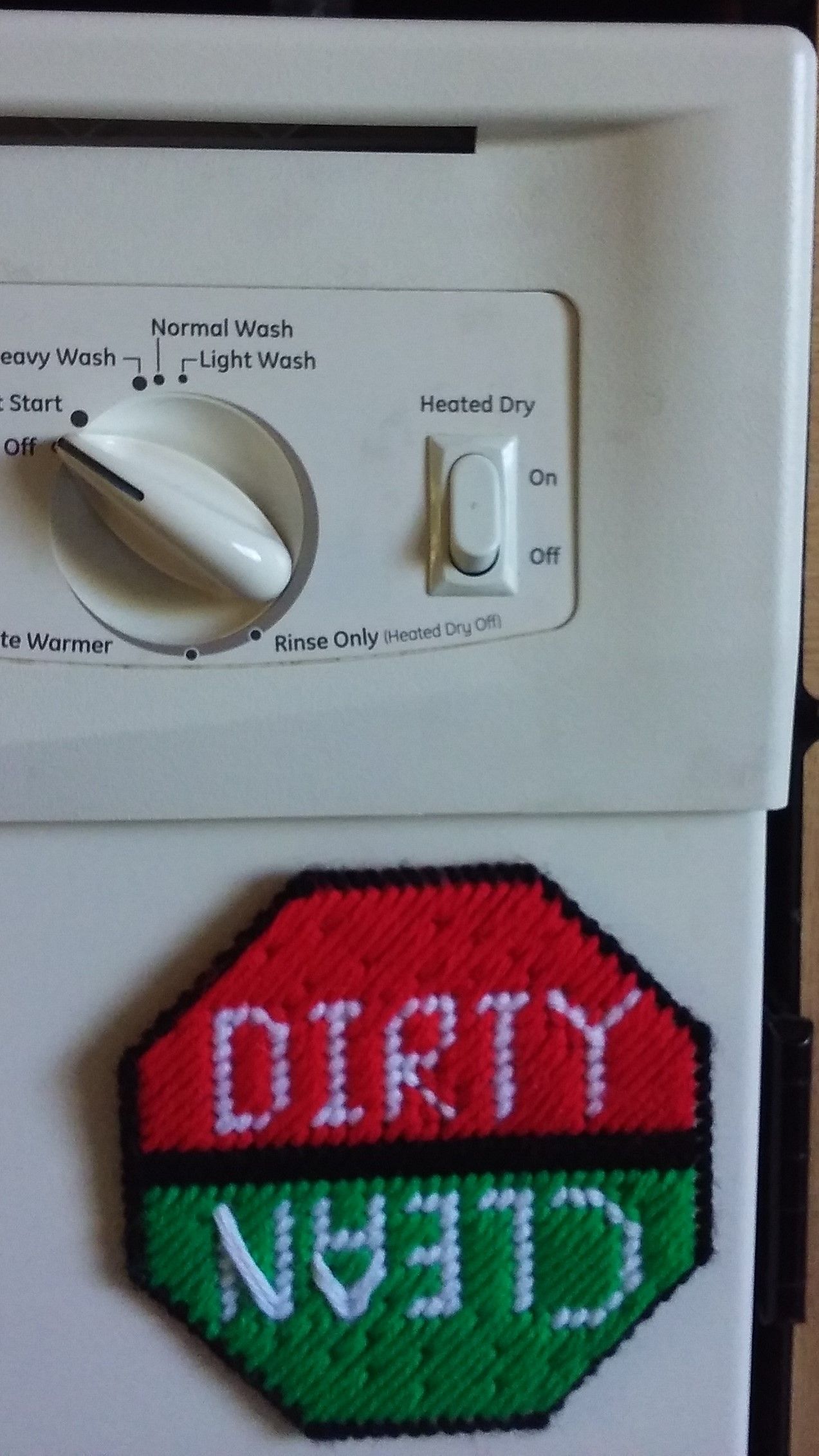 Plastic Canvas Dishwasher Sign : 11 Steps (with Pictures) - Instructables