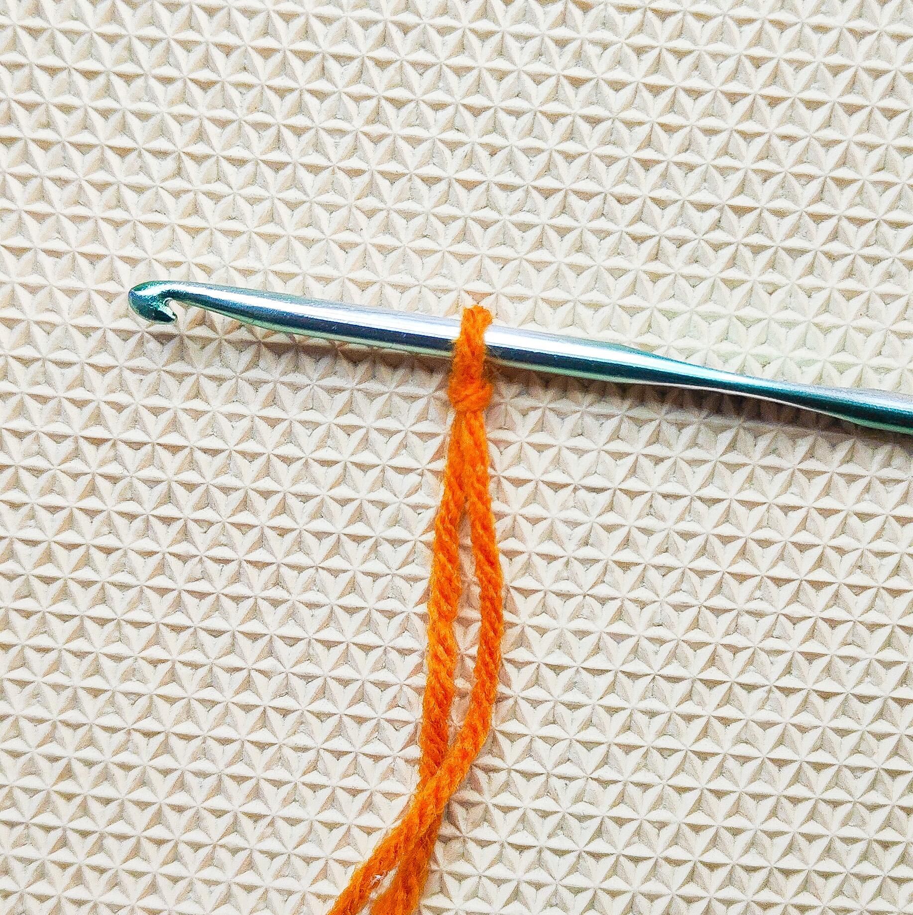 How to Crochet Perfect Semi Circle With Single Crochets : 12 Steps ...